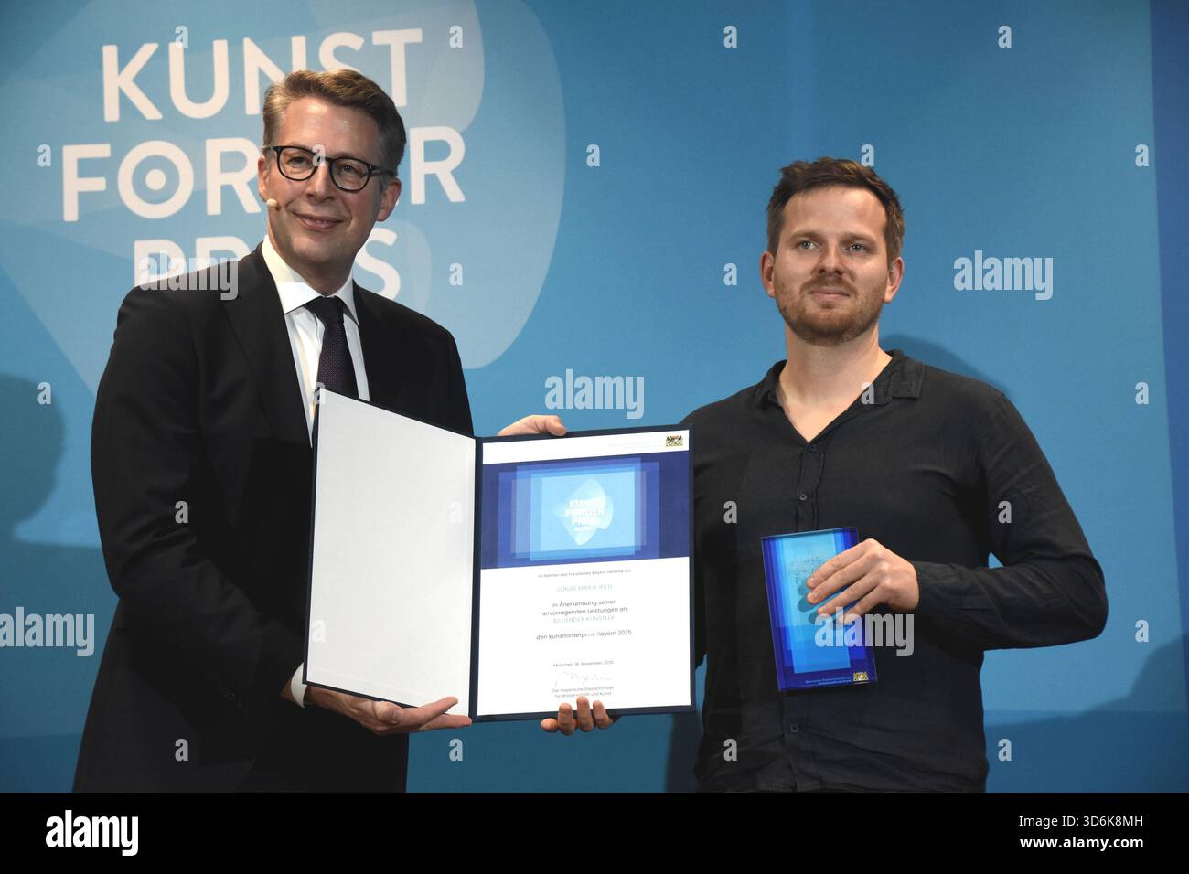 Markus Blume Wissenschaft -Kunstminister Kunstfoerderpreistraeger ...