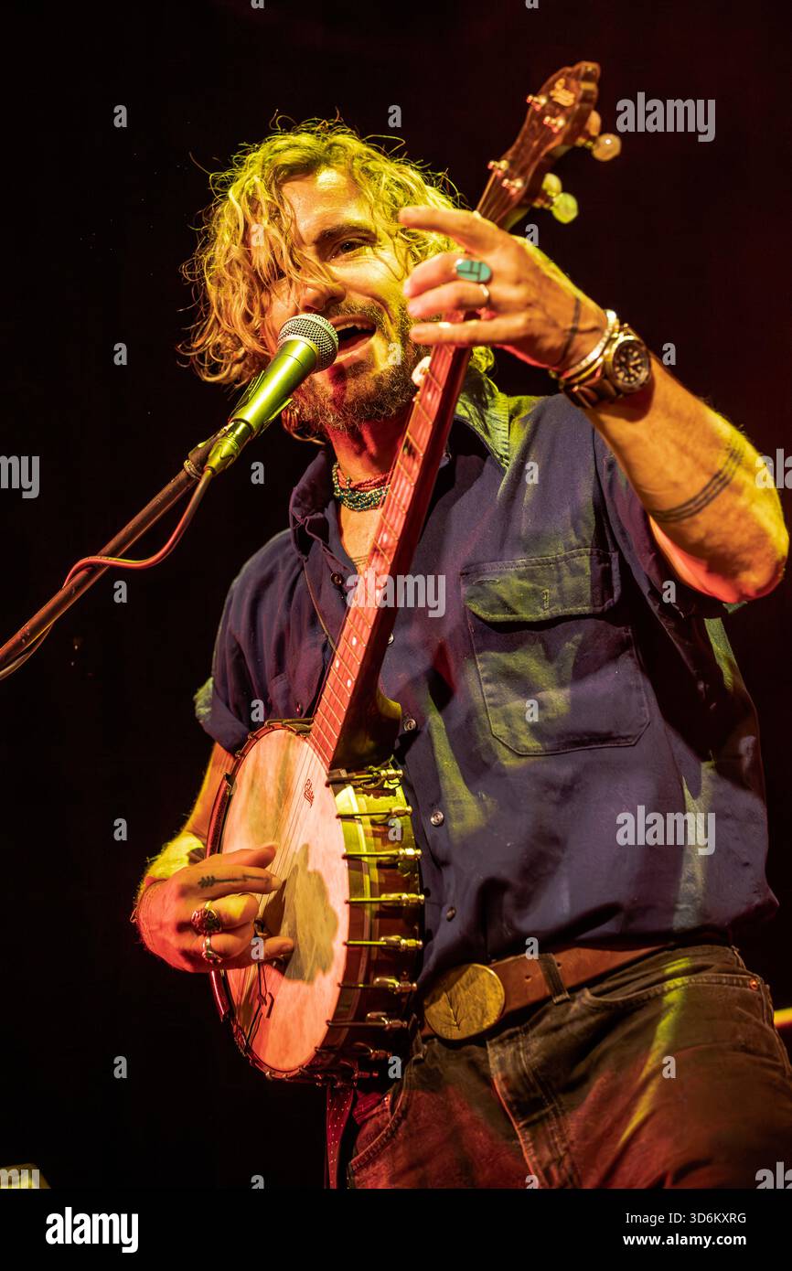 Milan Italy. 20th nov 2025. The Australiam singer-songwriter and music ...