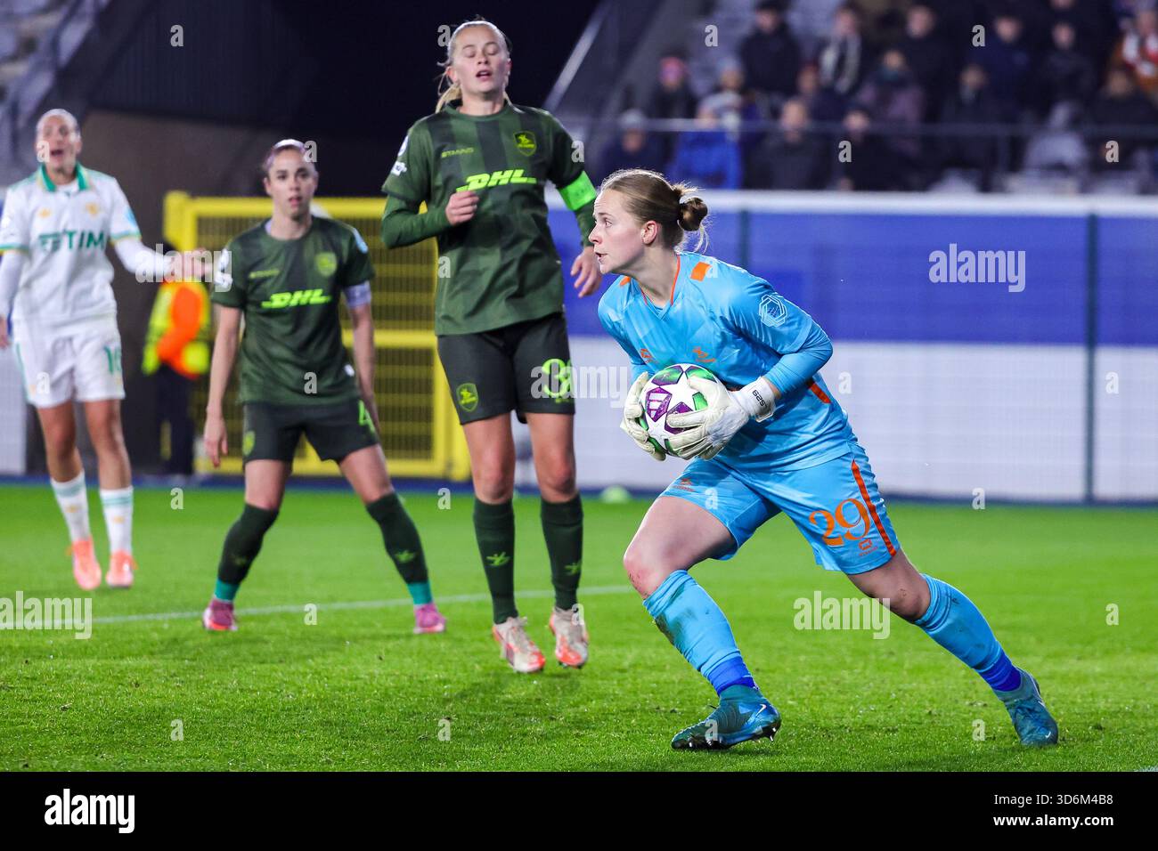 29 nov 2026 hi-res stock photography and images - Alamy