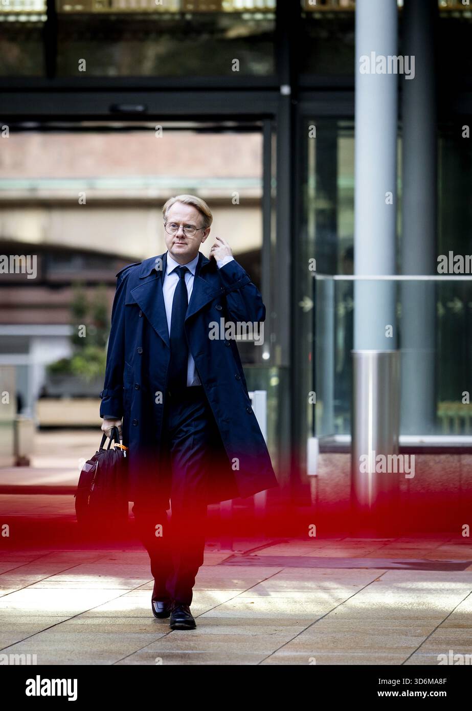 THE HAGUE - Robert Tieman, outgoing Minister of Infrastructure and ...
