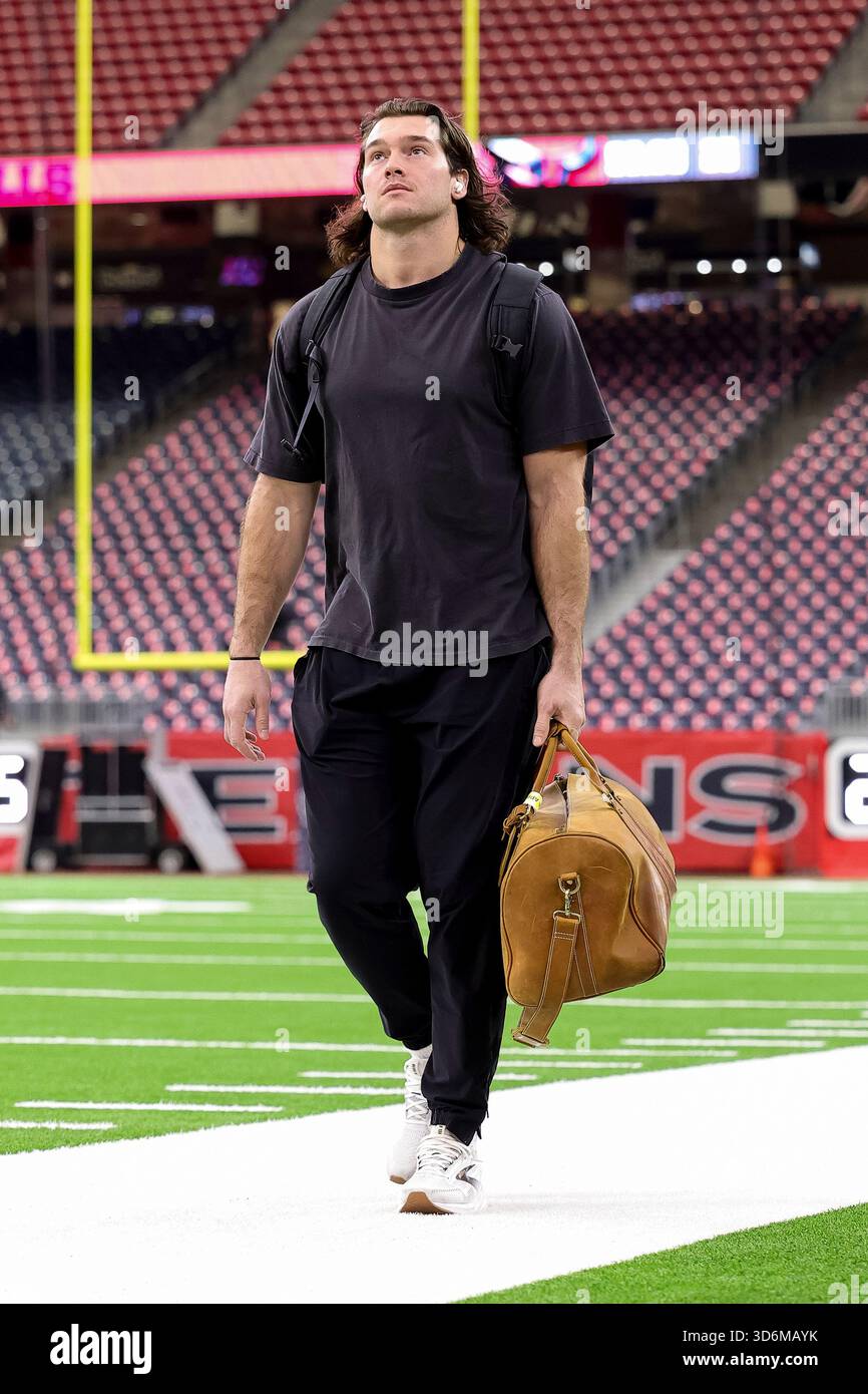 Buffalo Bills linebacker Baylon Spector arrives prior to an NFL ...