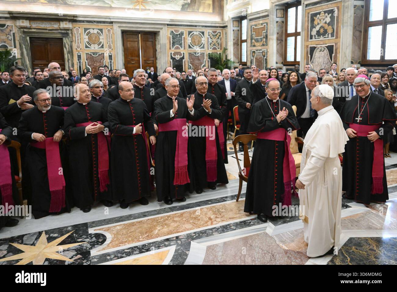 **NO LIBRI** Italy, Rome, Vatican, 2025/11/21.Pope Leo XIV receives in ...