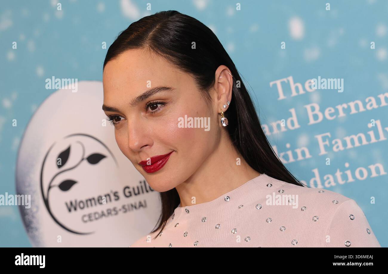 20 November 2025 - Beverly Hills, California - Gal Gadot. Women's Guild ...