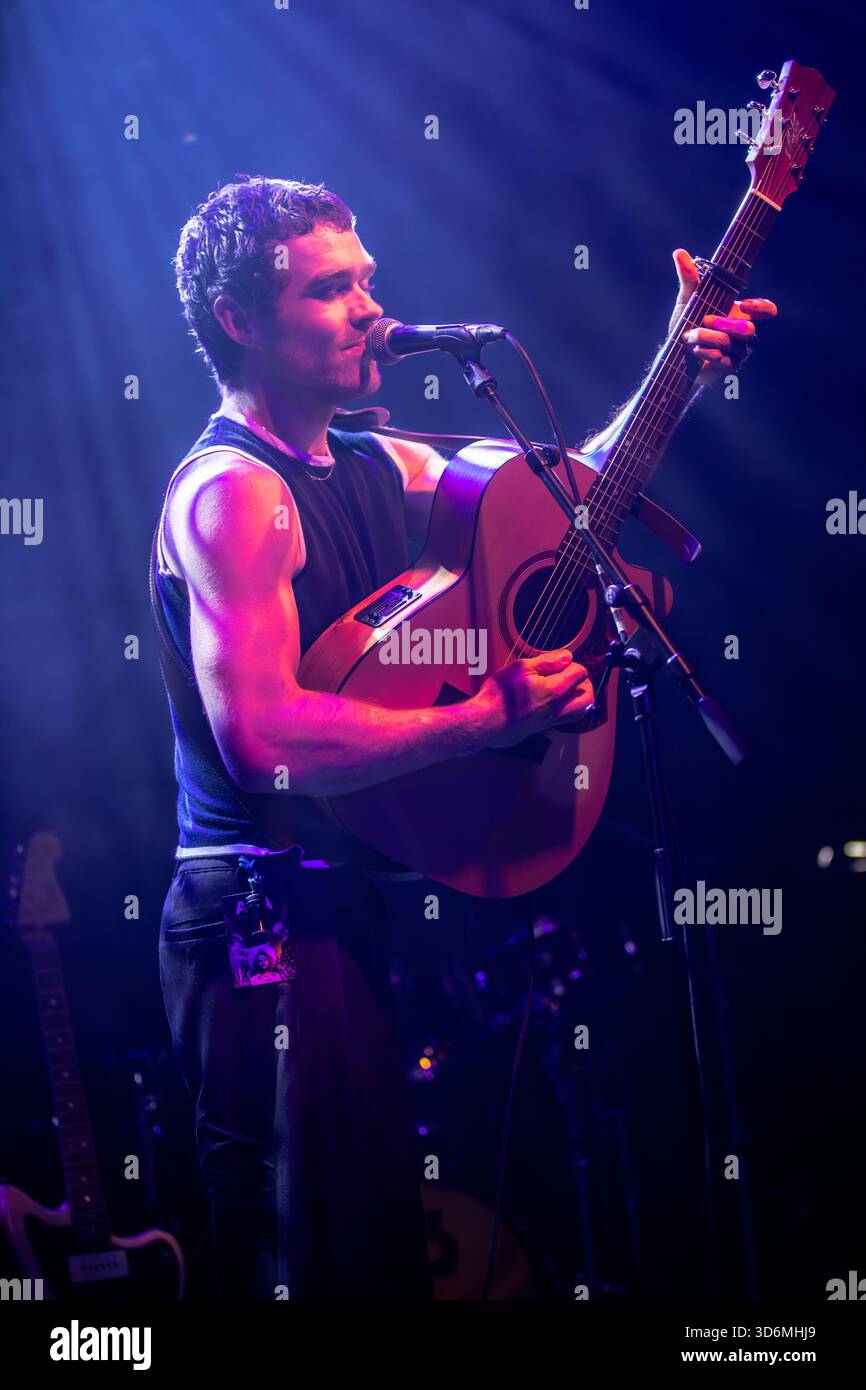 Milan Italy. 20th nov 2025. The Australian singer songwriter NOAH ...