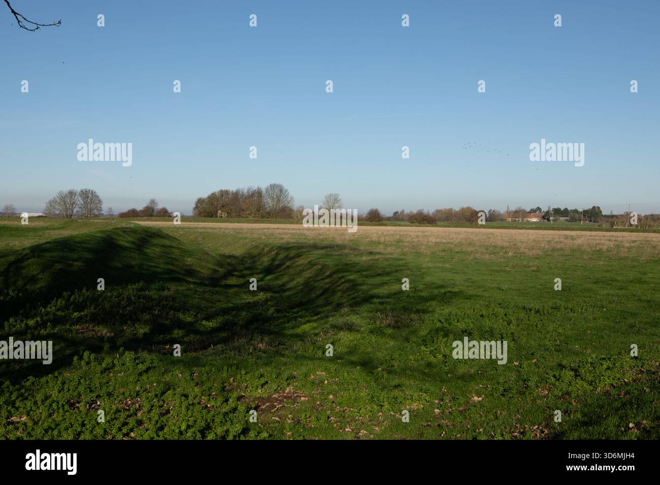Gravel banl hi-res stock photography and images - Alamy