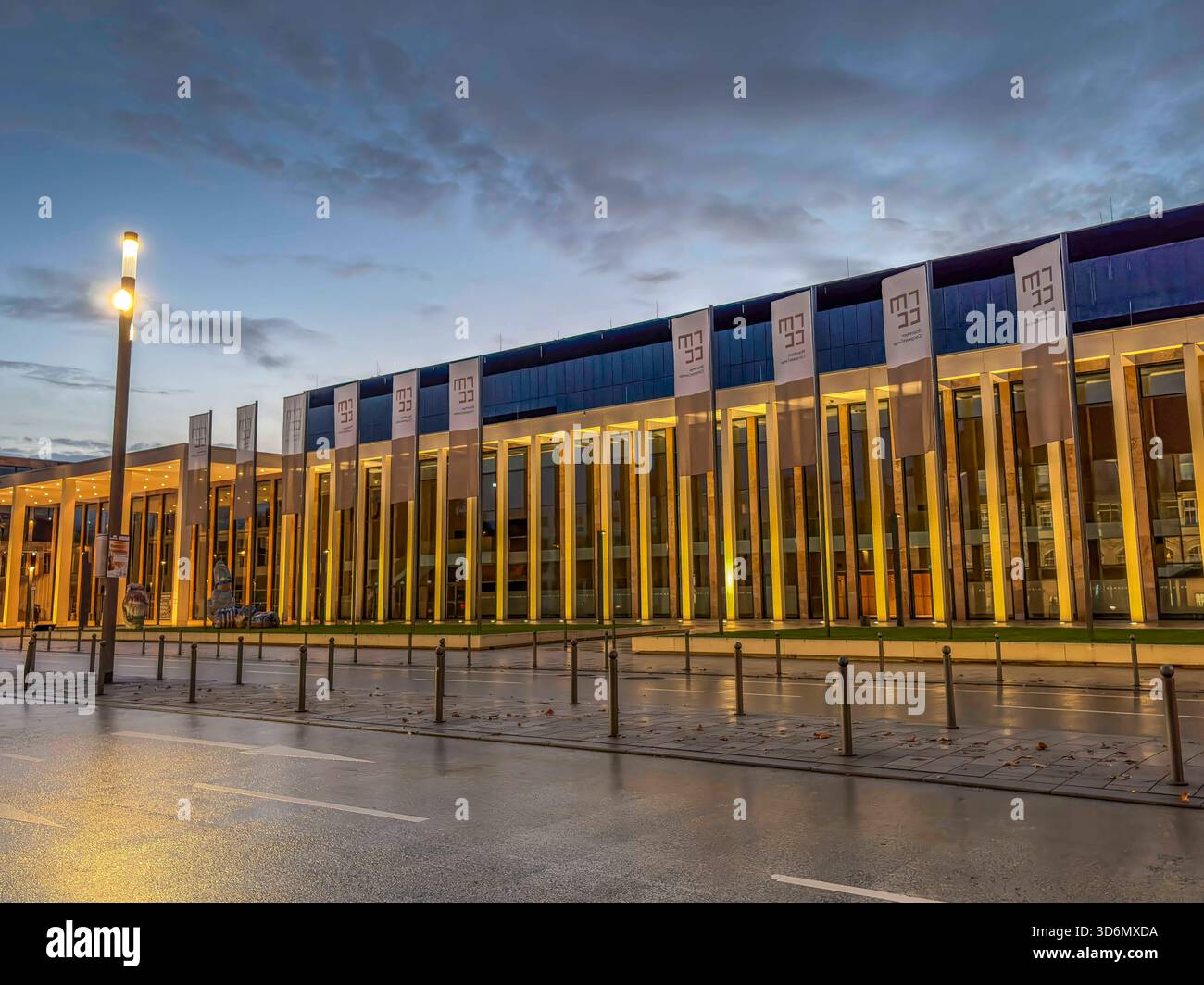 RheinMain CongressCenter RMCC, Friedrich-Ebert-Allee, Wiesbaden, Hessen, Deutschland ...
