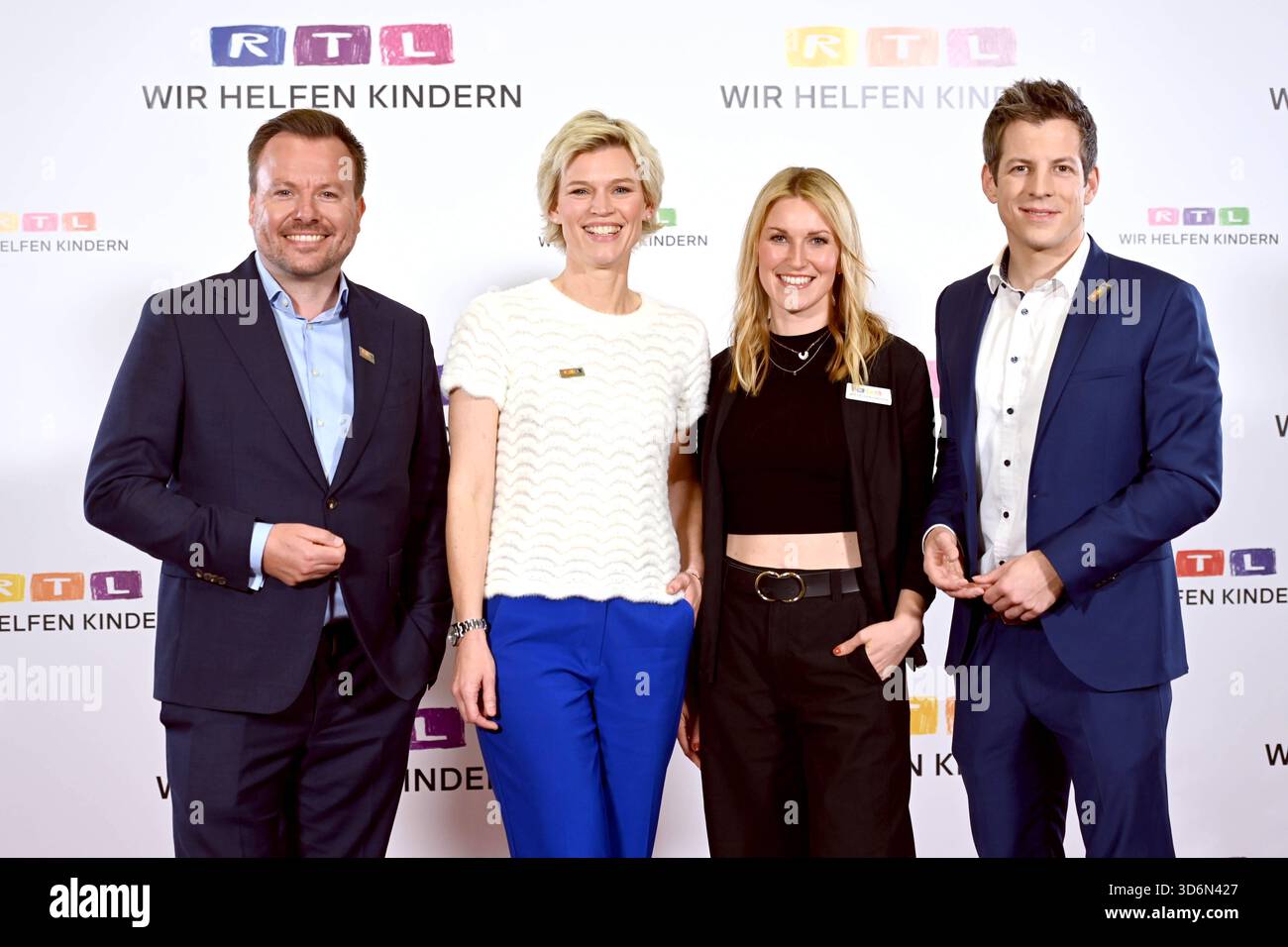von links: Oliver BECKMEIER, Moderator, Verena FELS, Moderatorin ...