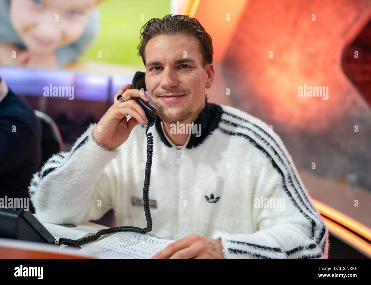 Bachelor Felix Stein beim 30. RTL-Spendenmarathon 2025 im Studio 8 der ...