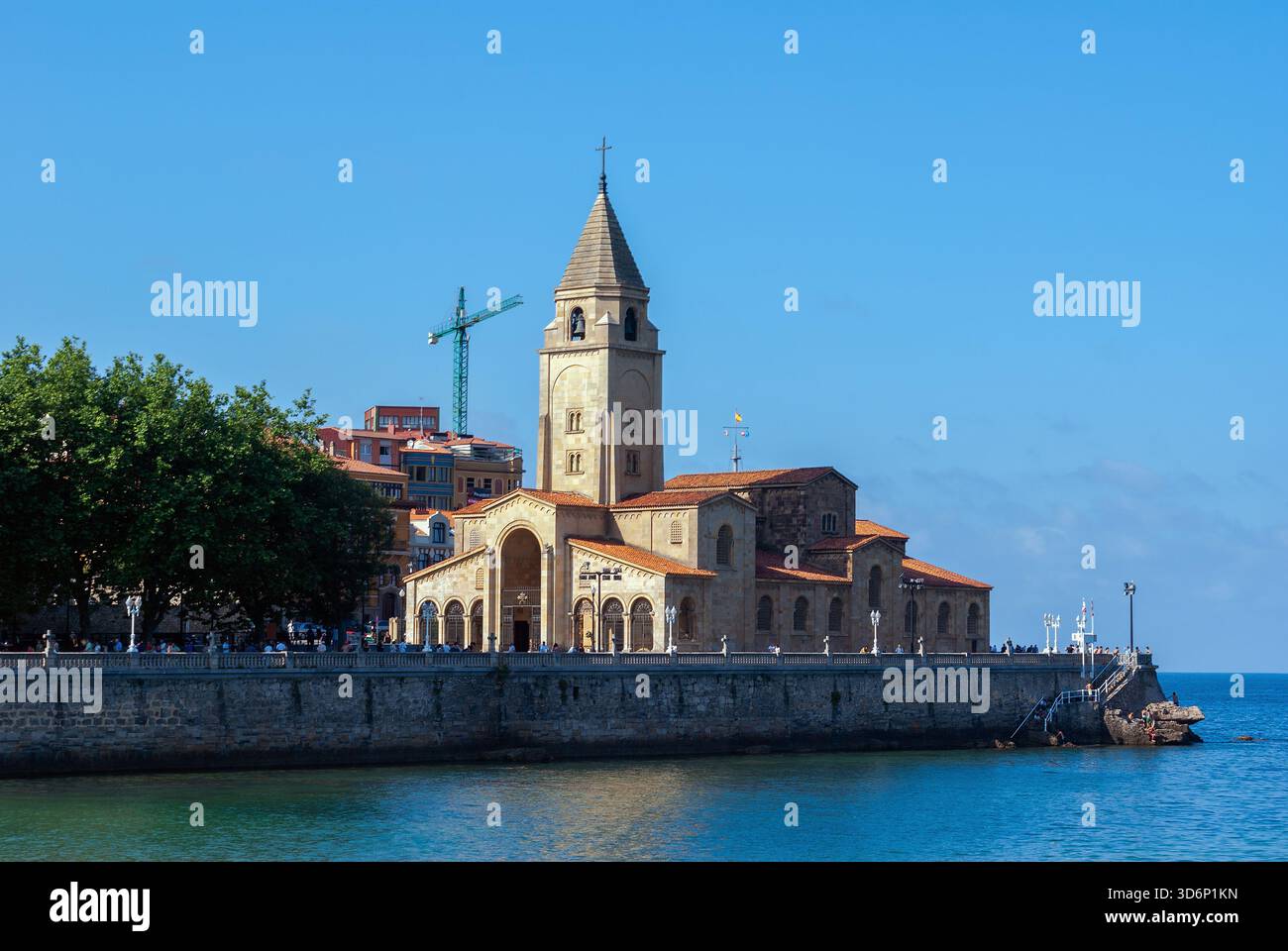 Close-up view of San Pedro Apóstol Church, symbol of San Lorenzo Beach ...
