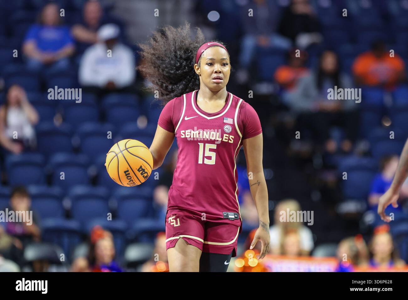 Florida State guard Sole Williams (15) advances the ball during an NCAA ...