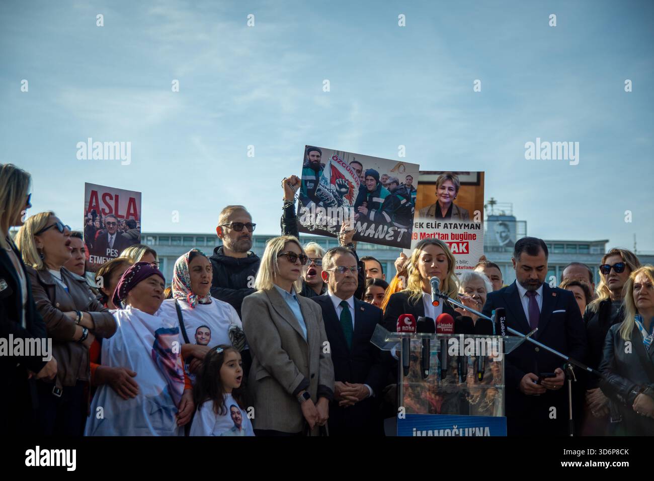 November 21, 2025, Istanbul, Istanbul, Turkey: 14th Family Solidarity ...