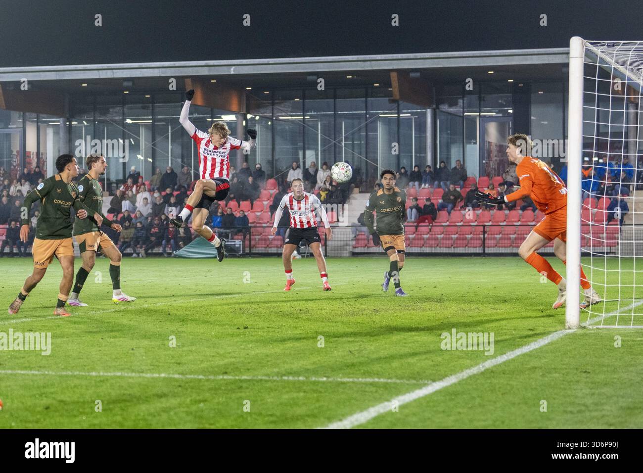 EINDHOVEN , 21-11-2025 , De Herdgang , season 2025 / 2026 , Dutch Keukenkampioendivisie football ...