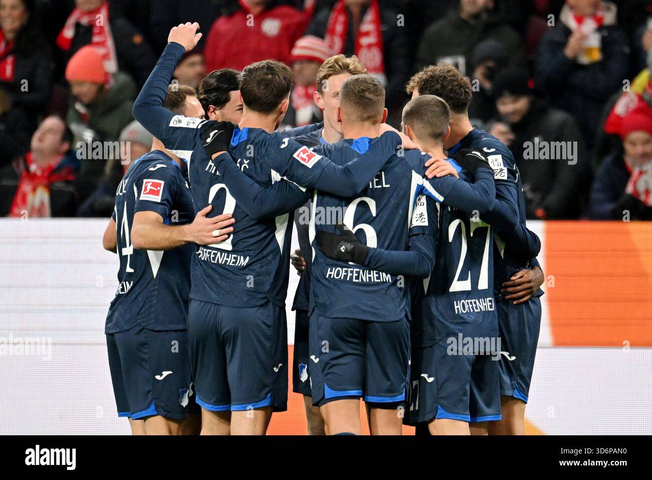 21 November 2025, Rhineland-Palatinate, Mainz: Soccer: Bundesliga, FSV ...