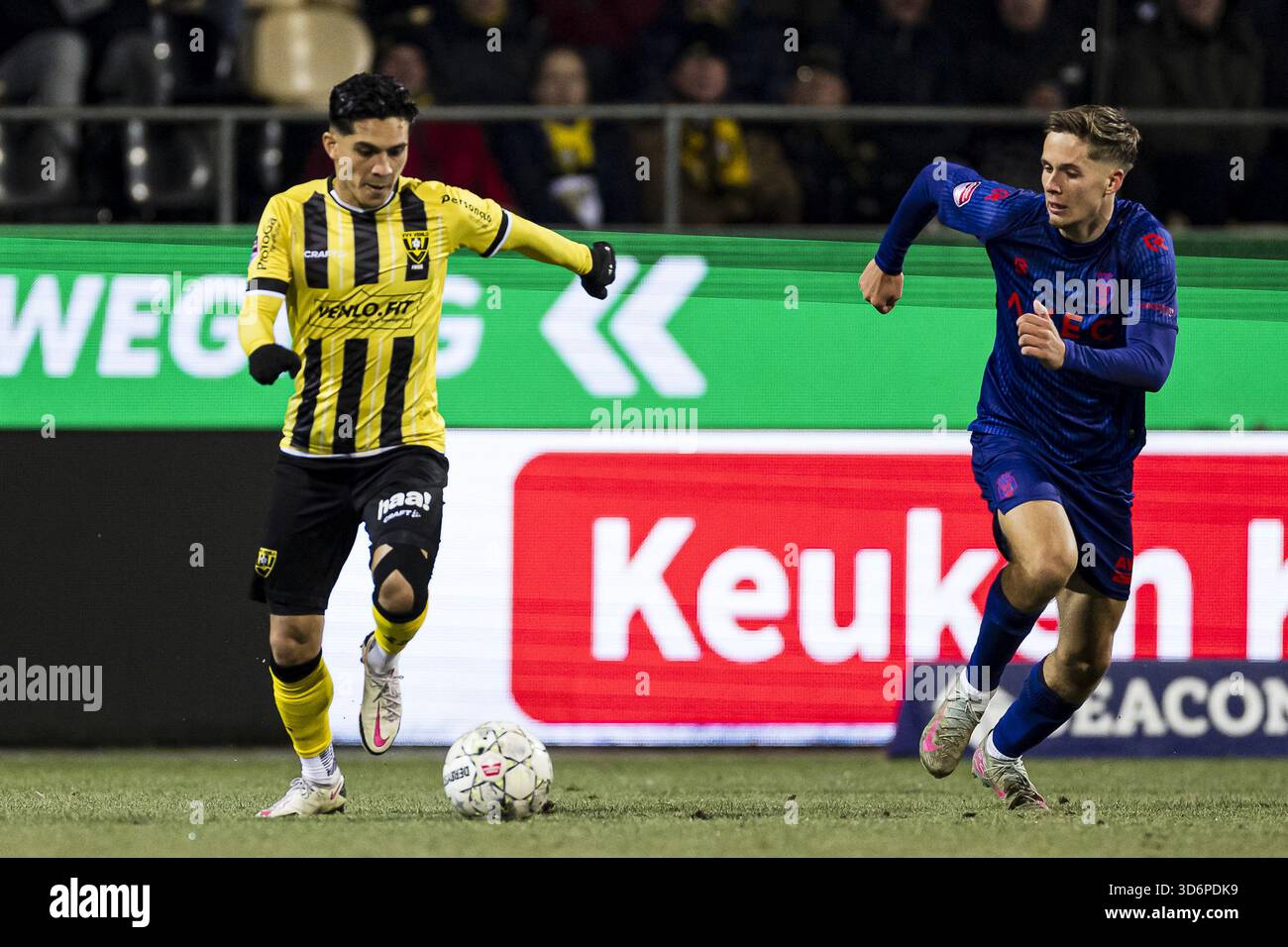 VENLO , 21-11-2025 , Seacon stadium De Koel , season 2025 / 2026 ...
