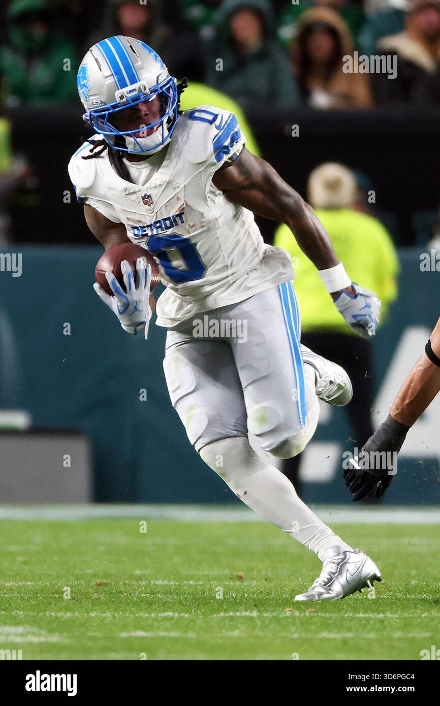 Detroit Lions running back Jahmyr Gibbs (0) runs with the ball during ...