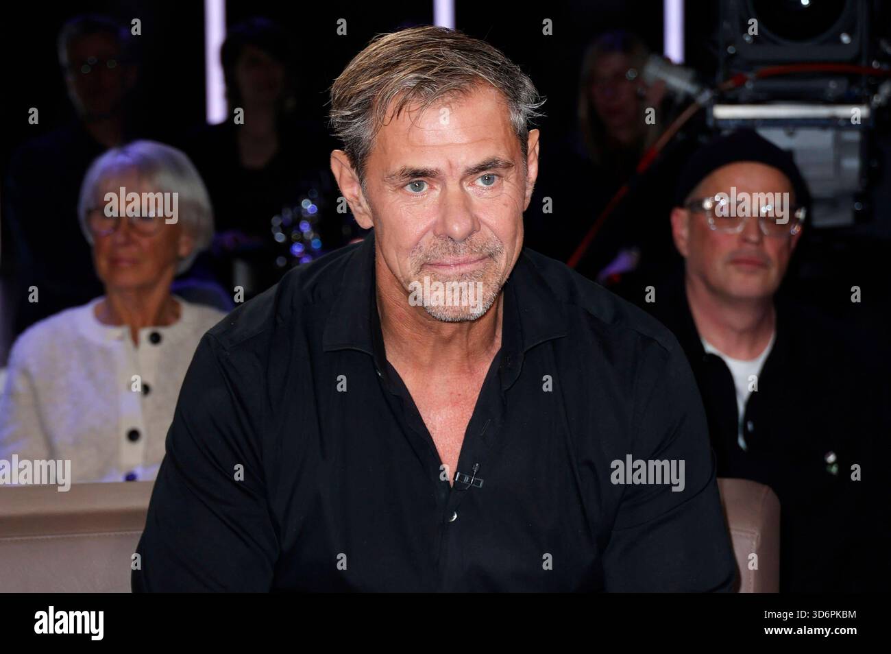 Stilvolle Sven Martinek Frau Bild