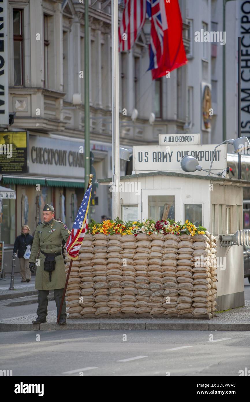 US Army Checkpoint Charlie Berlin Germany Stock Photo - Alamy