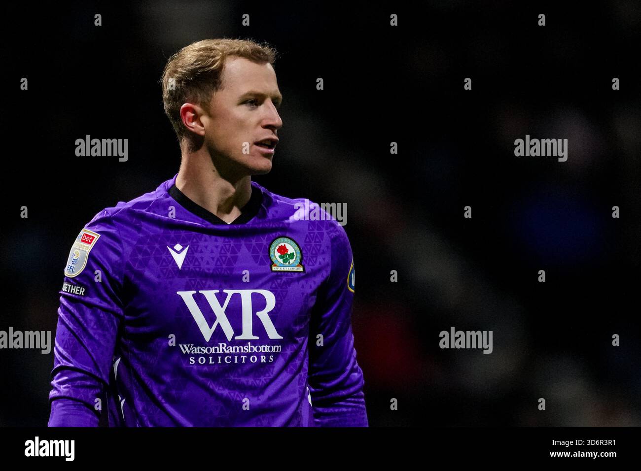 PRESTON, ENGLAND - NOVEMBER 21: Blackburn Rovers goalkeeper Aynsley ...