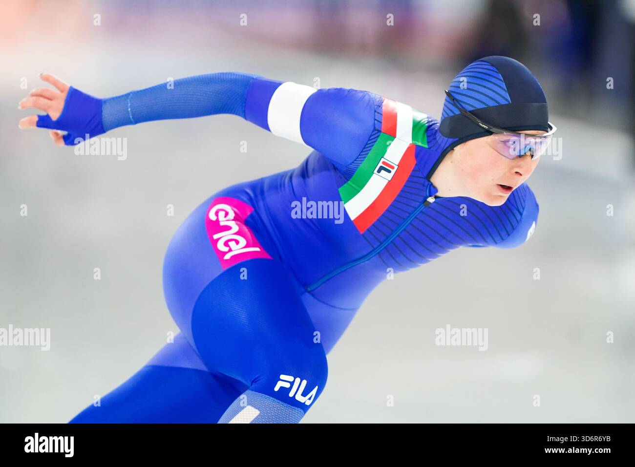 CALGARY, CANADA - NOVEMBER 21: Maybritt Vigl of Italy during the ISU ...