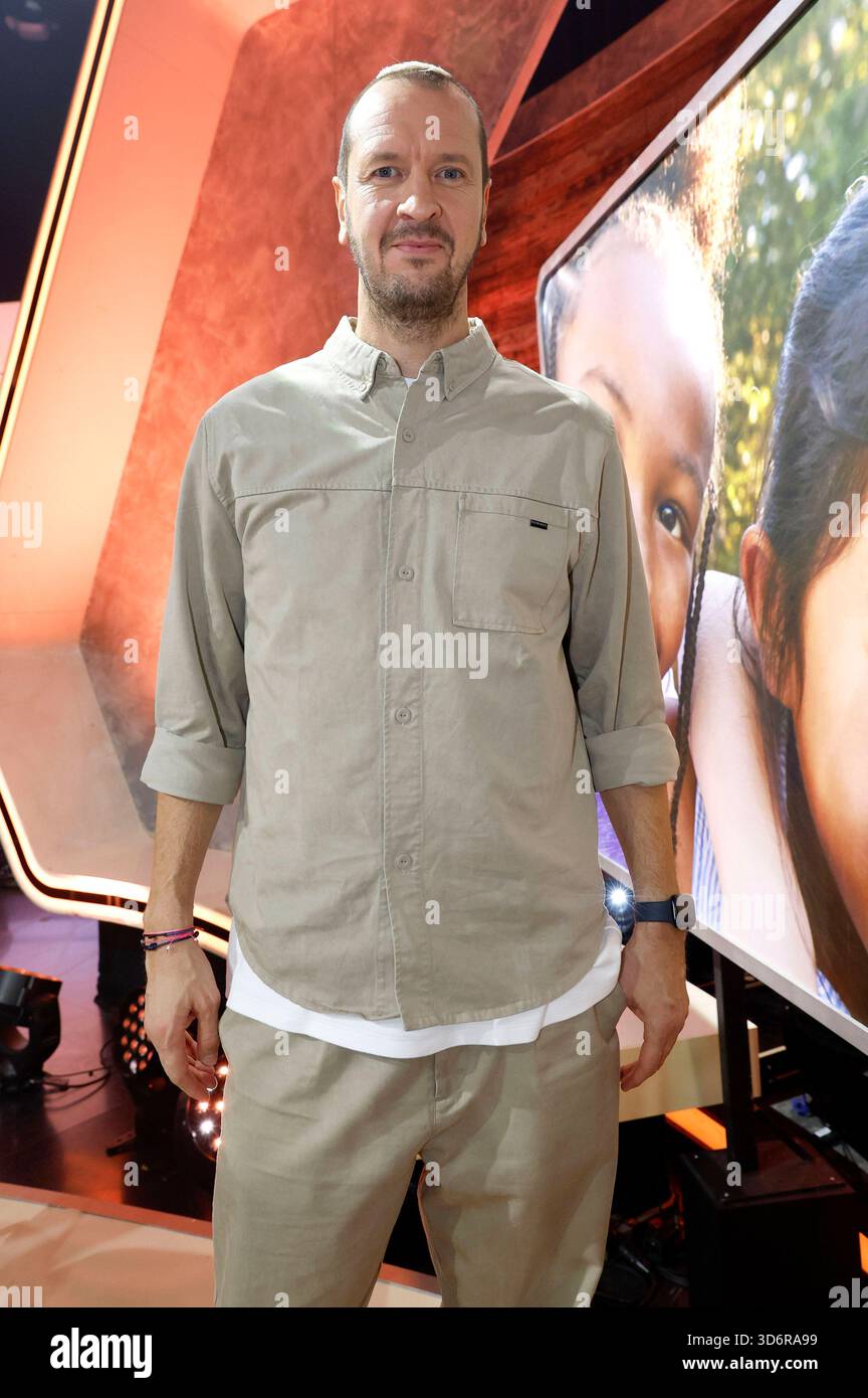 Pascal Hens beim 30. RTL-Spendenmarathon 2025 im Studio 8 der EMG ...