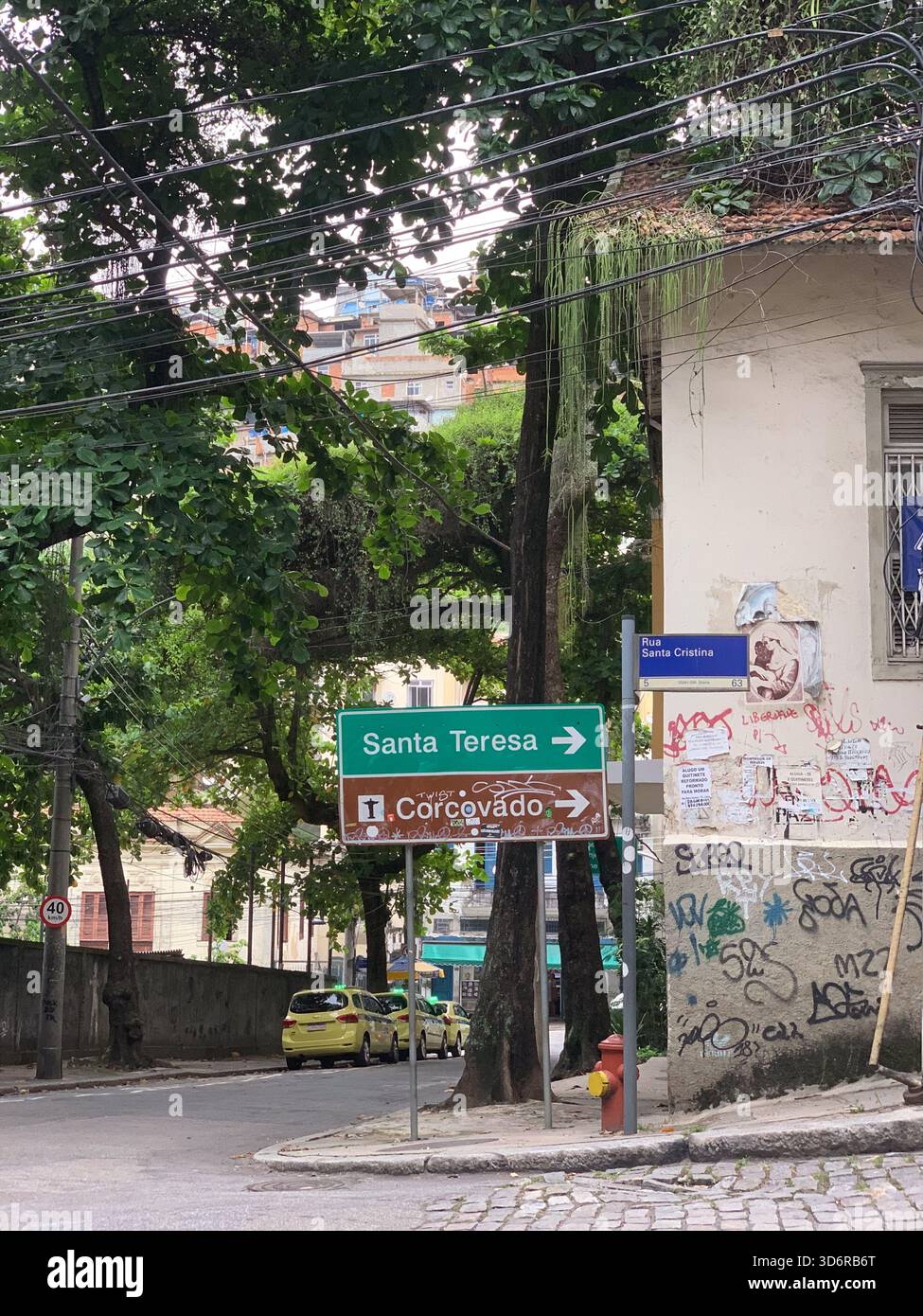 Portuguese street signage hi-res stock photography and images - Alamy