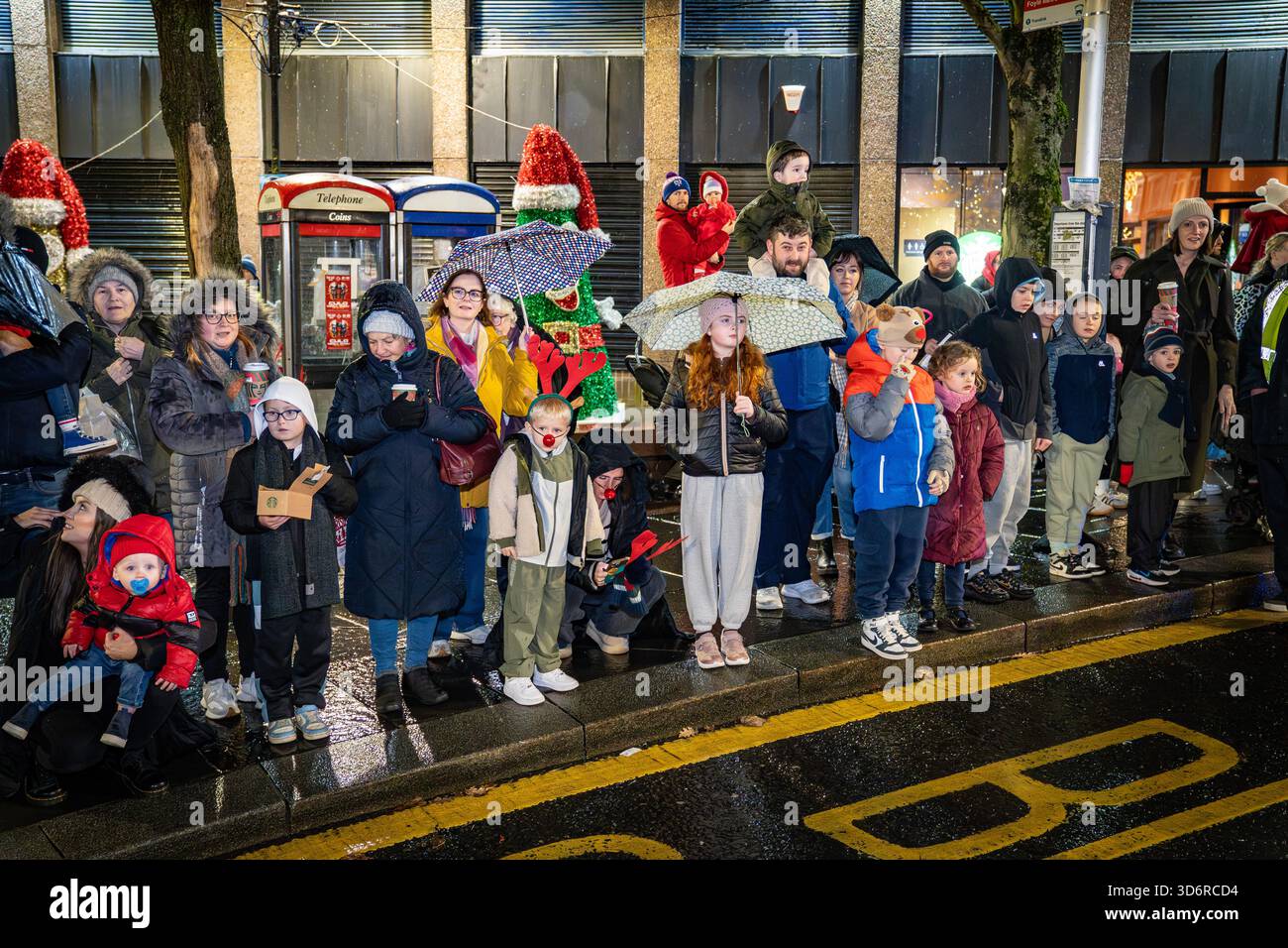 Derry, Northern Ireland. 21 November 2025. Performers, floats and ...