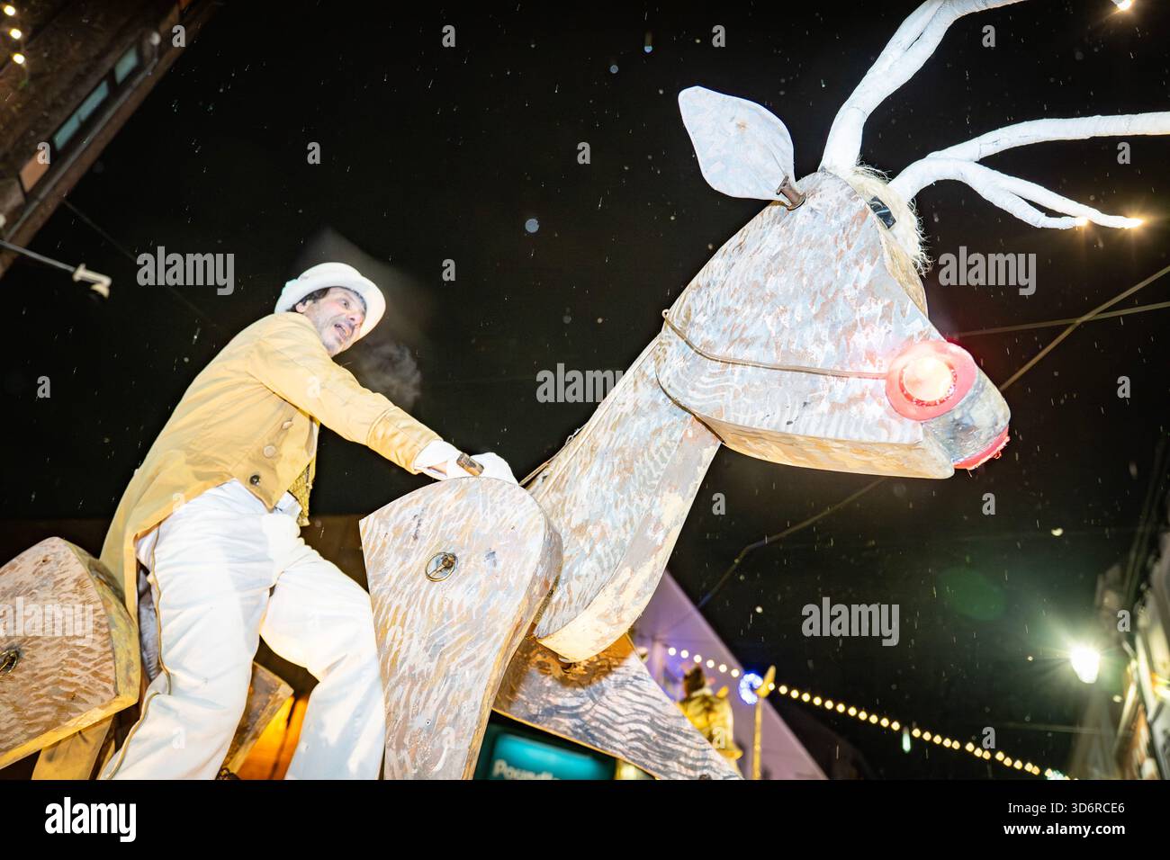 Derry, Northern Ireland. 21 November 2025. Performers, floats and ...