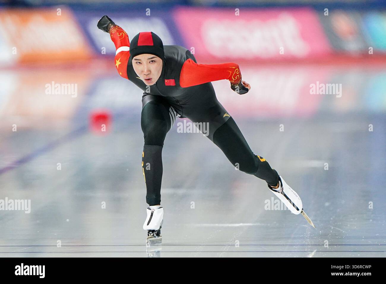CALGARY, CANADA - NOVEMBER 21: Mei Han of China during the ISU World ...