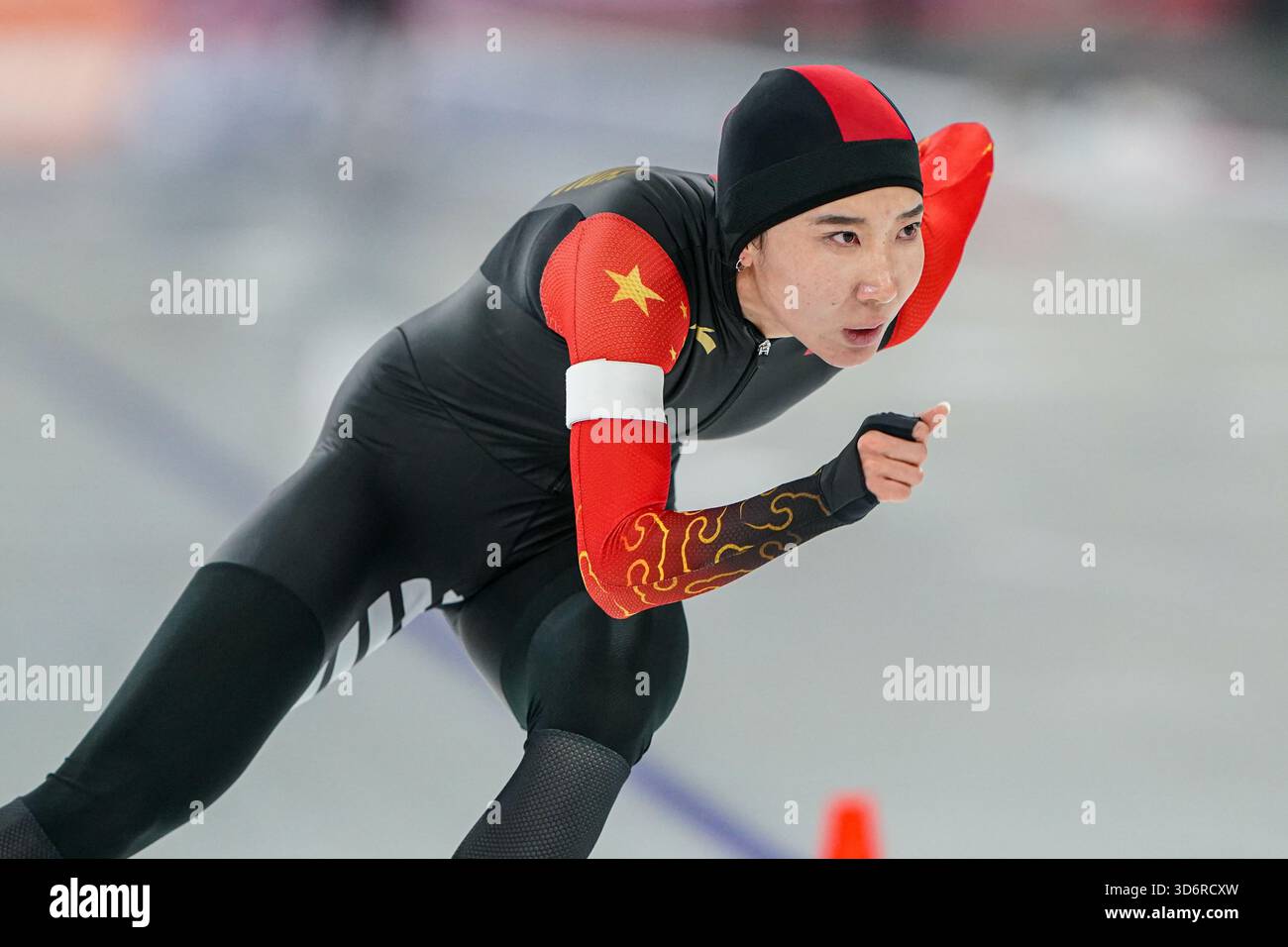 CALGARY, CANADA - NOVEMBER 21: Mei Han of China during the ISU World ...