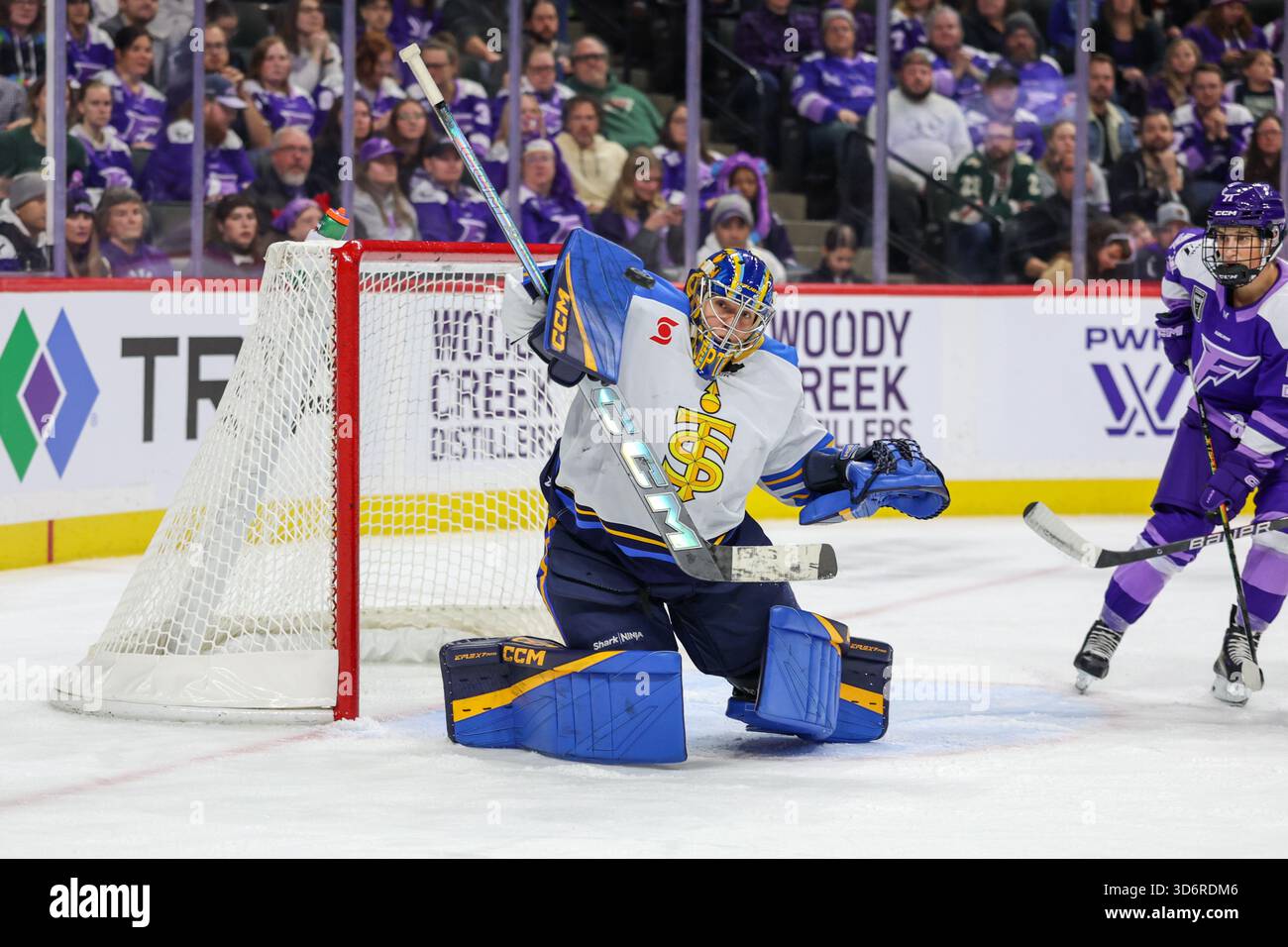 November 21st, 2025: Toronto Sceptres goaltender Raygan Kirk (1) makes ...