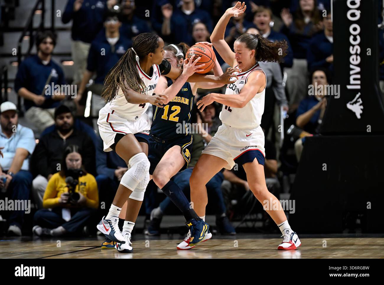 UConn guards Blanca Quinonez, left, and Ashlynn Shade, right, pressures ...