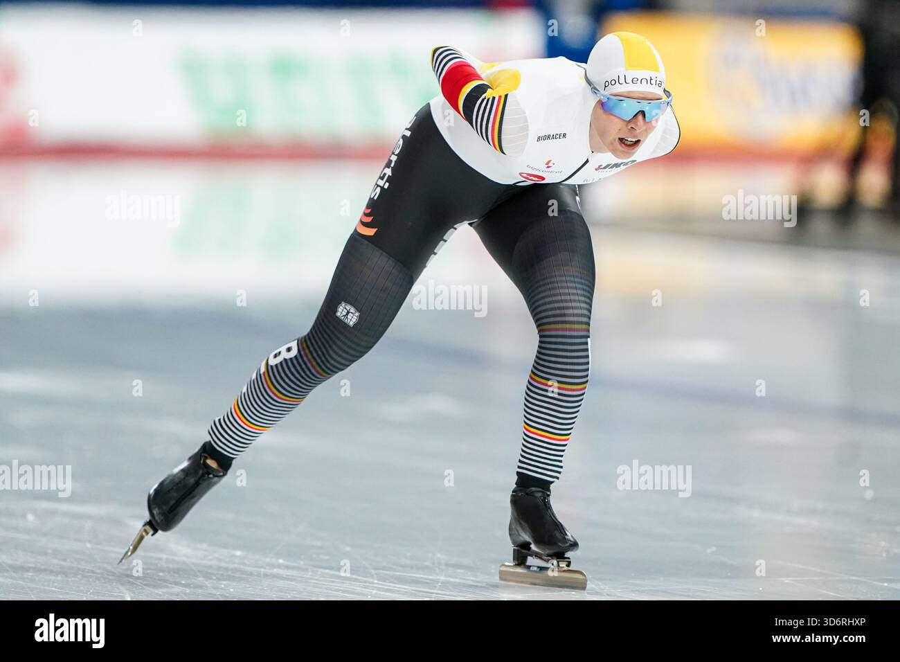 CALGARY, CANADA - NOVEMBER 21: Sandrine Tas of Belgium during the ISU ...