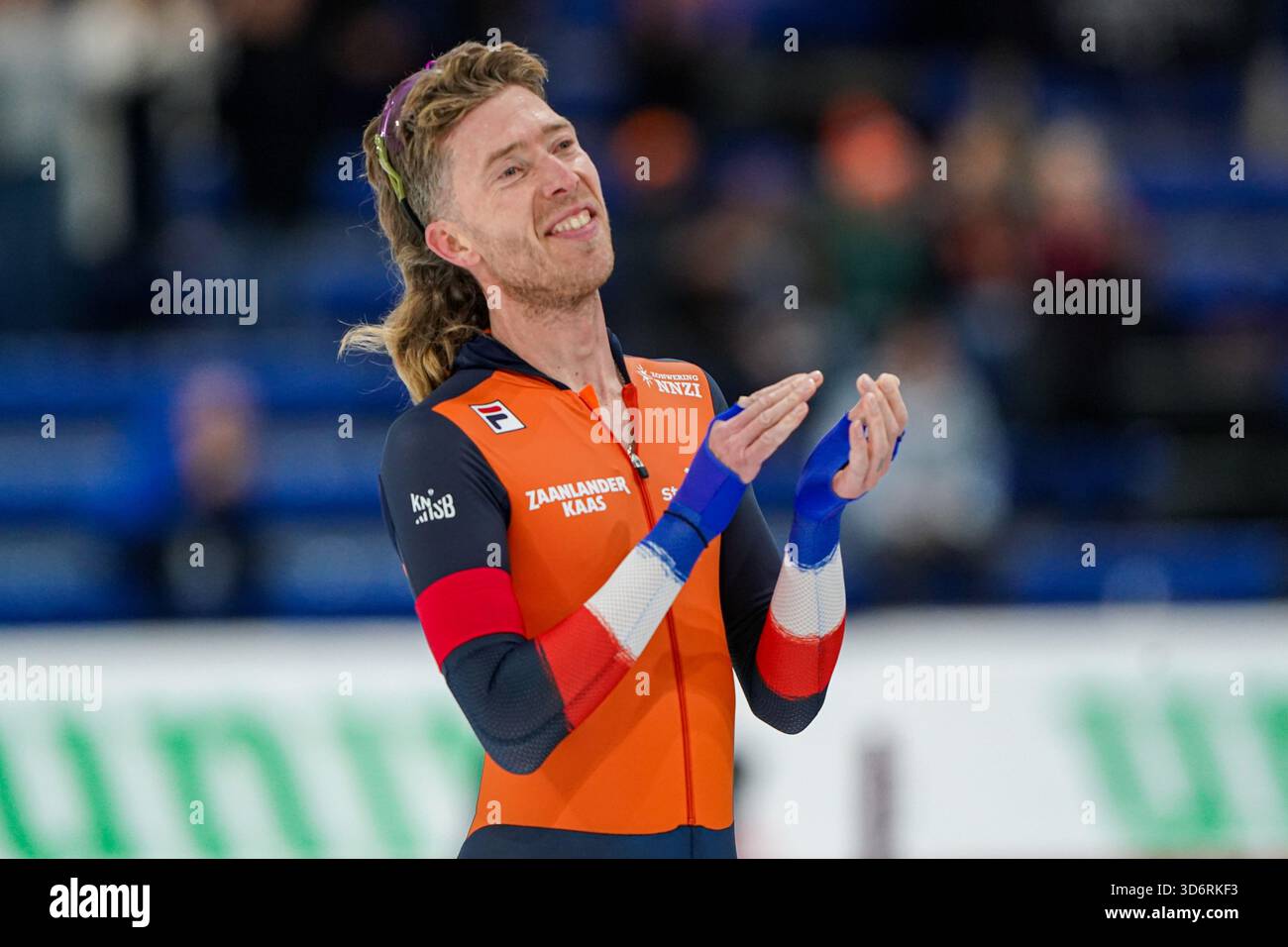 CALGARY, CANADA - NOVEMBER 21: Jorrit Bergsma of Netherlands during the ...