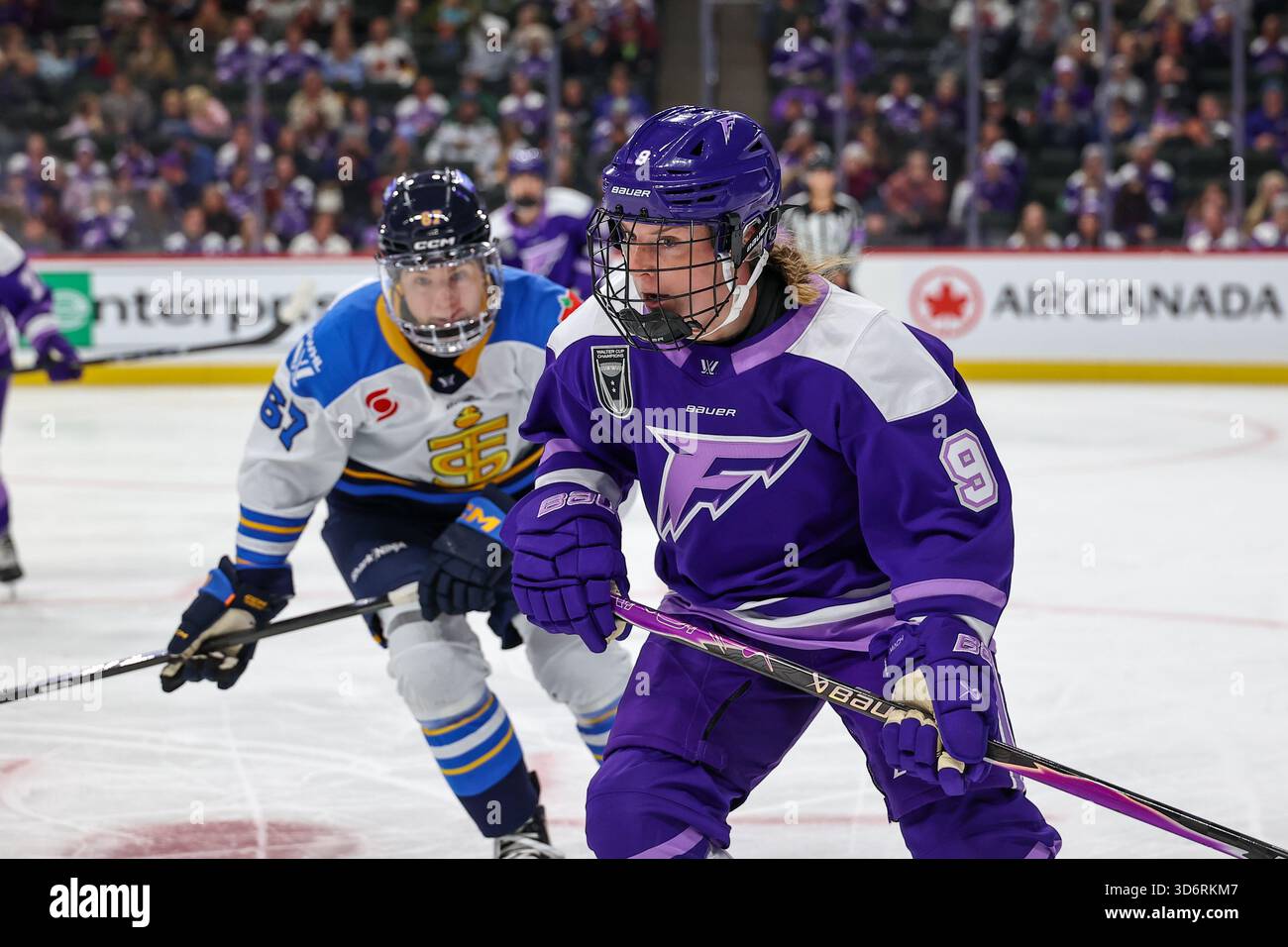 November 21st, 2025: Minnesota Frost defender Madison Bizal (9) skates ...