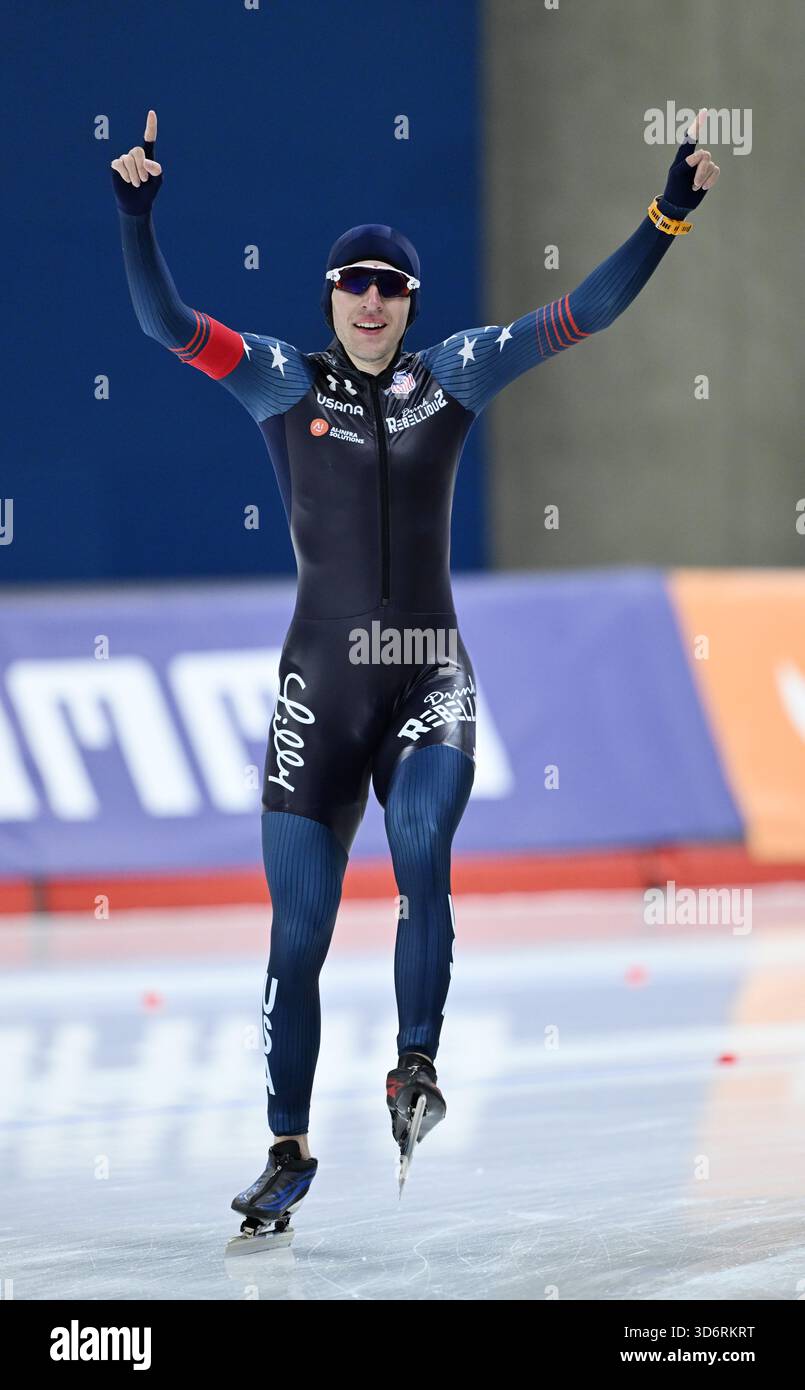 Casey DAWSON of the United States reacts after her race of the Men's ...