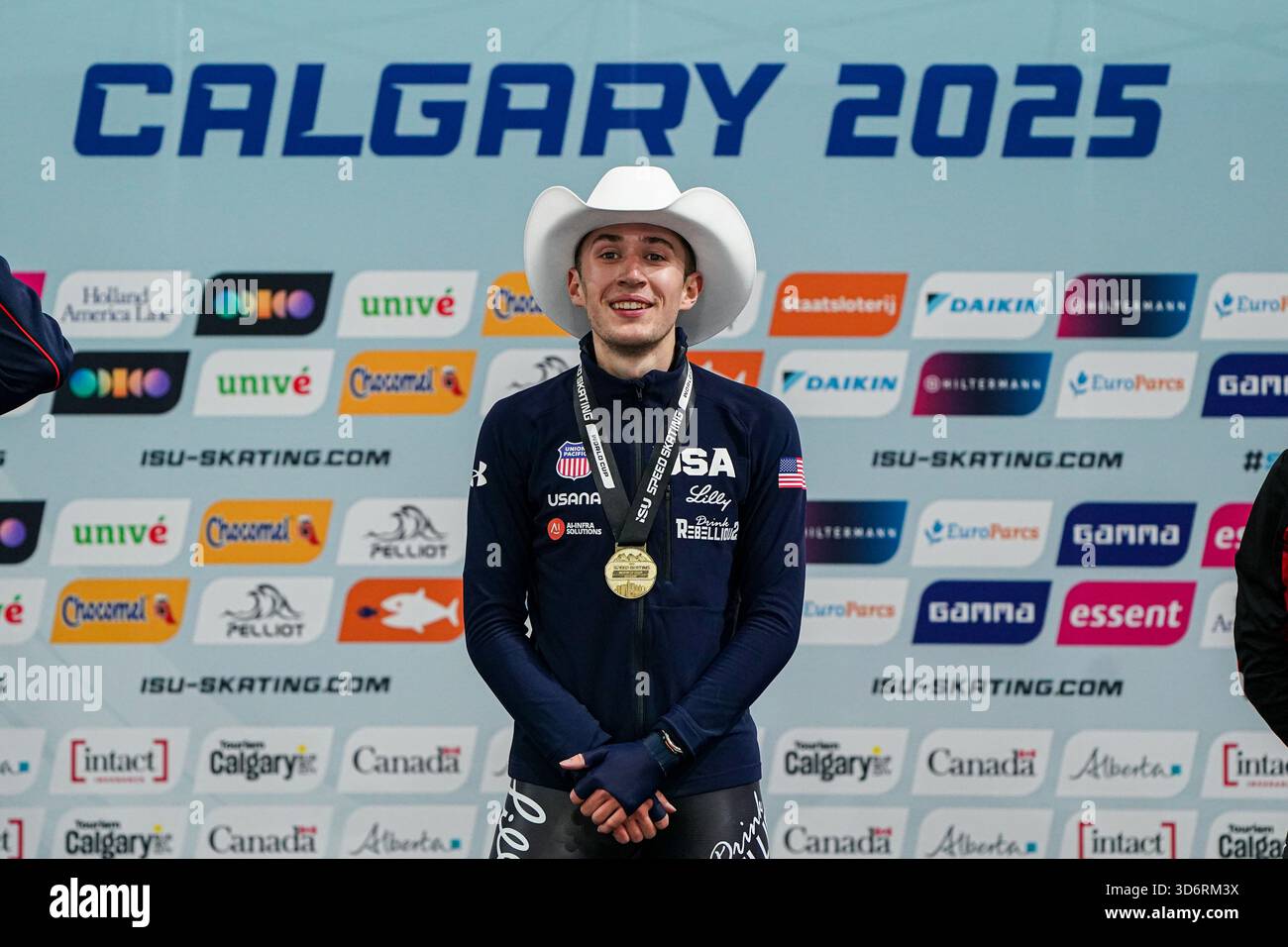 CALGARY, CANADA - NOVEMBER 21: Casey Dawson of United States of America ...