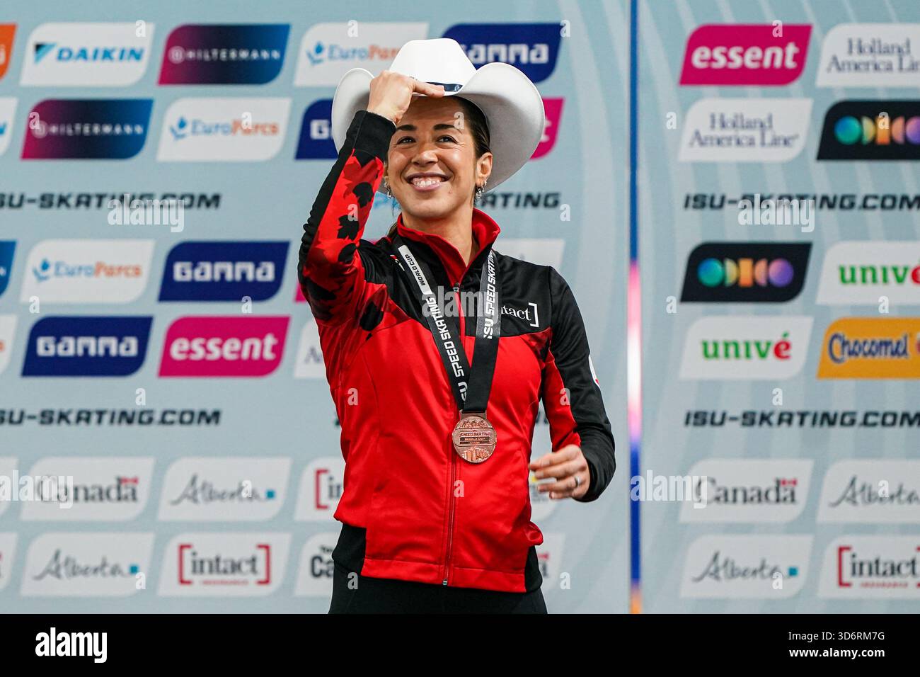 CALGARY, CANADA - NOVEMBER 21: Valerie Maltais of Canada during the ISU ...