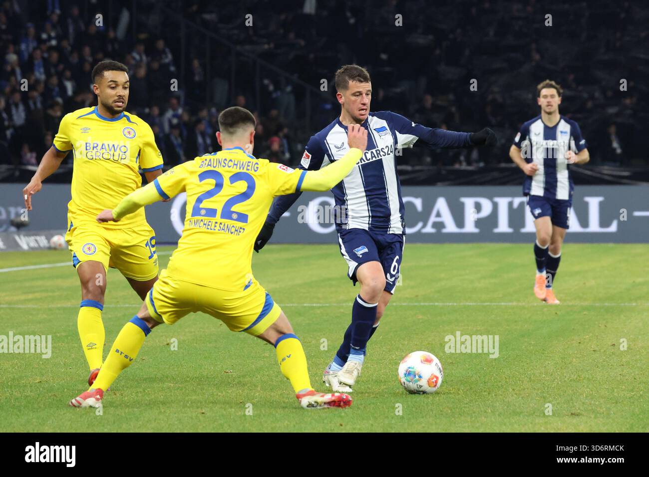 November 21, 2025, Berlin Olympic Stadium, Berlin, DEU, DFL, 2. FBL ...