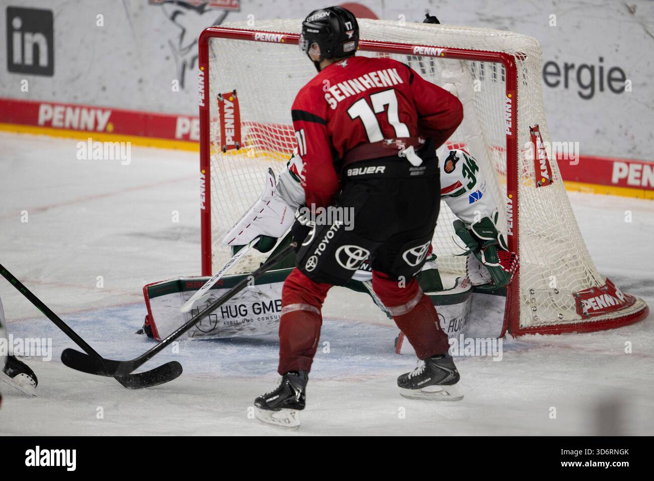 Jan Luca Sennhenn (Cologne Sharks, Defense, #17); PENNY DEL 1; Cologne ...