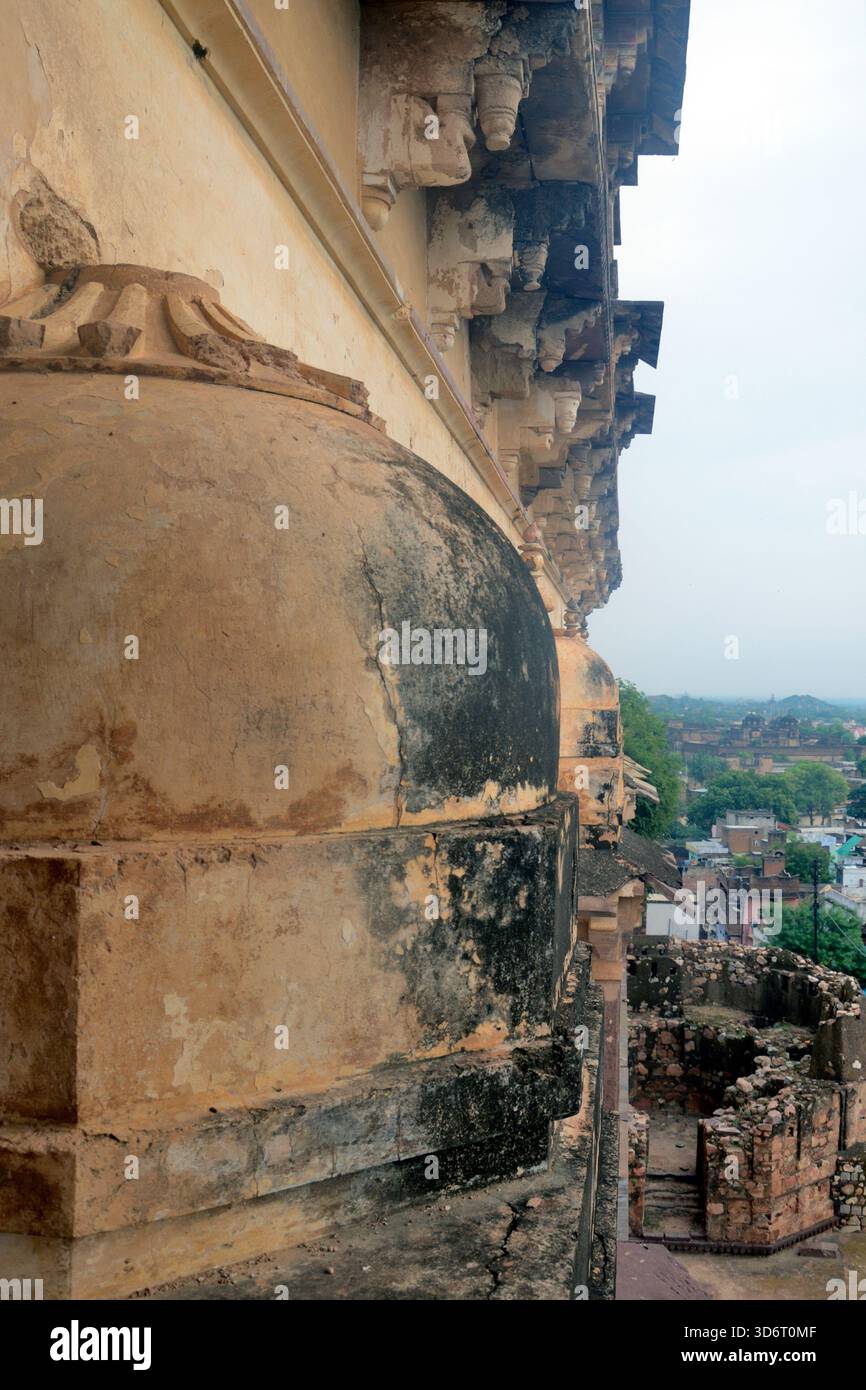 Datia Palace, also known as Bir Singh Palace or Bir Singh Dev Palace ...