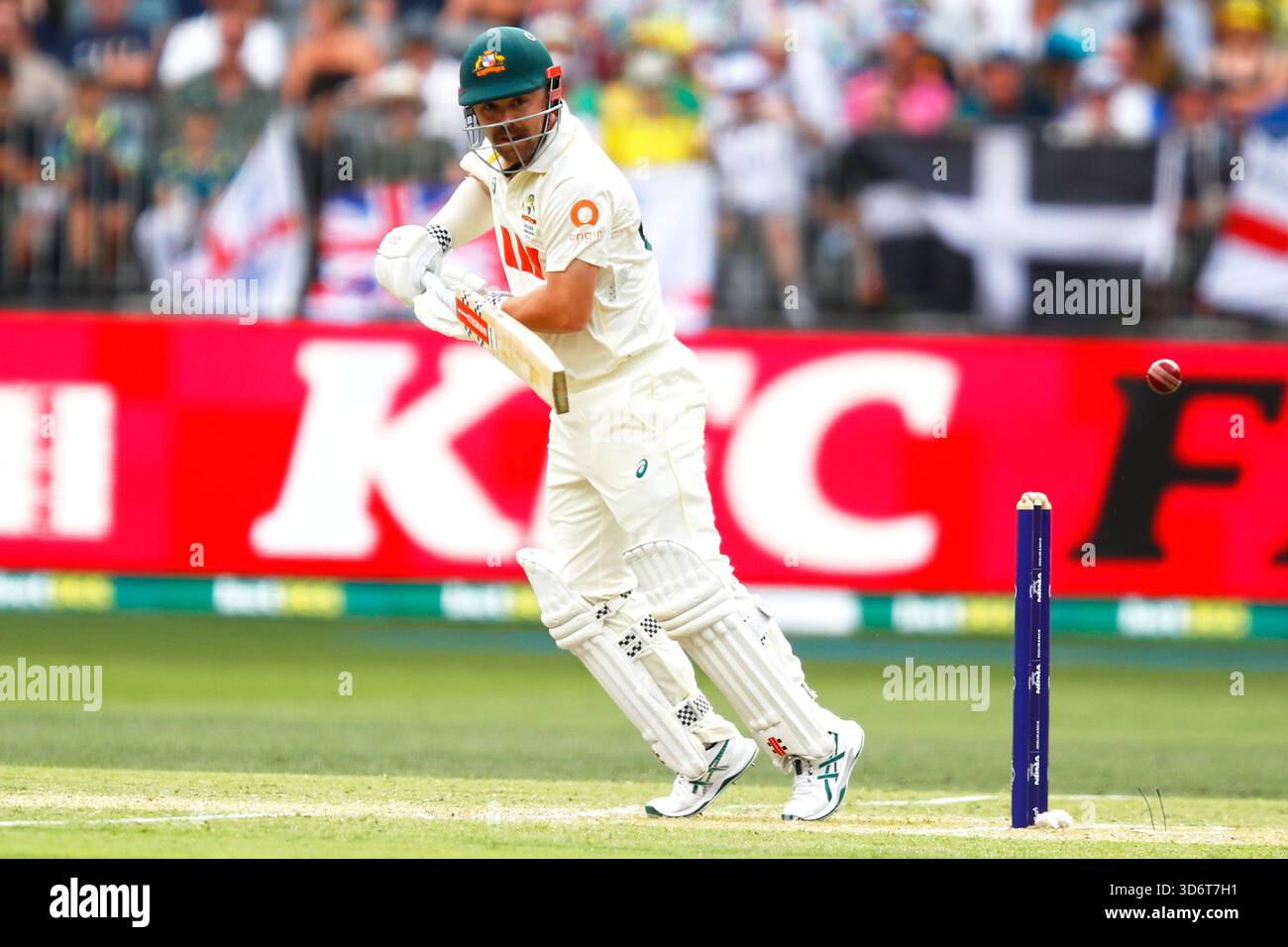 Australia's Travis Head bats on day two of the first Ashes cricket test ...