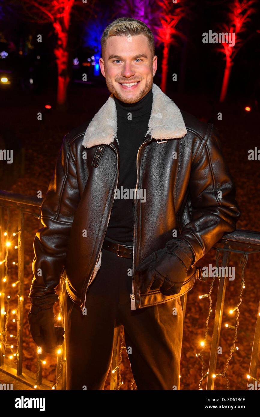 abb- John Riot zu Gast bei der Premiere Weihnachten im Tierpark mit ...