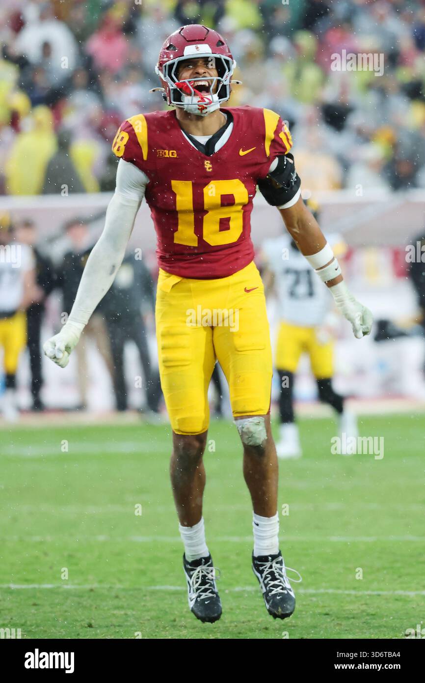 USC linebacker Eric Gentry (18) is fired up with emotion during an NCAA ...