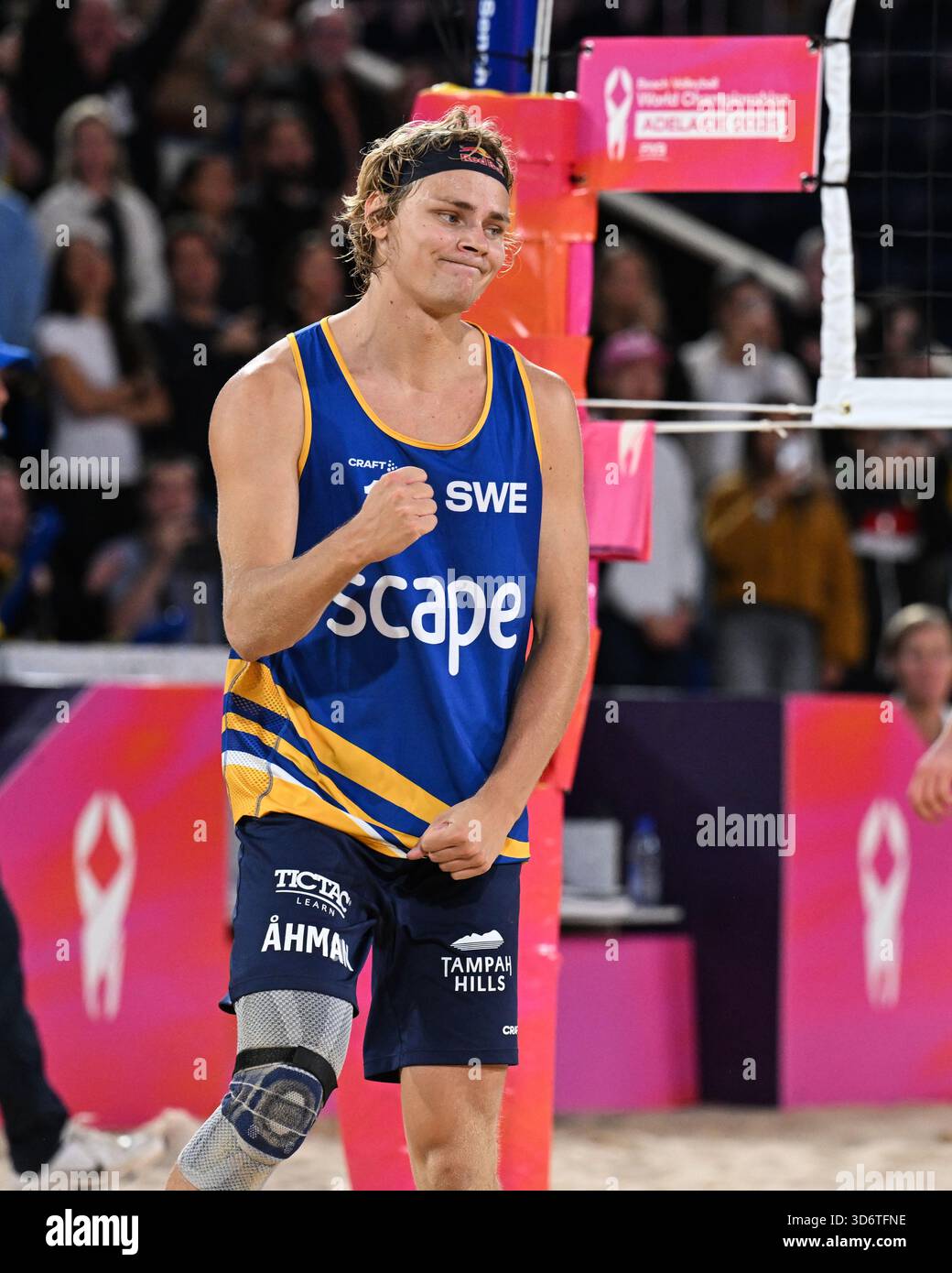 251122 David Åhman of Sweden reacts on match point during The Beach ...