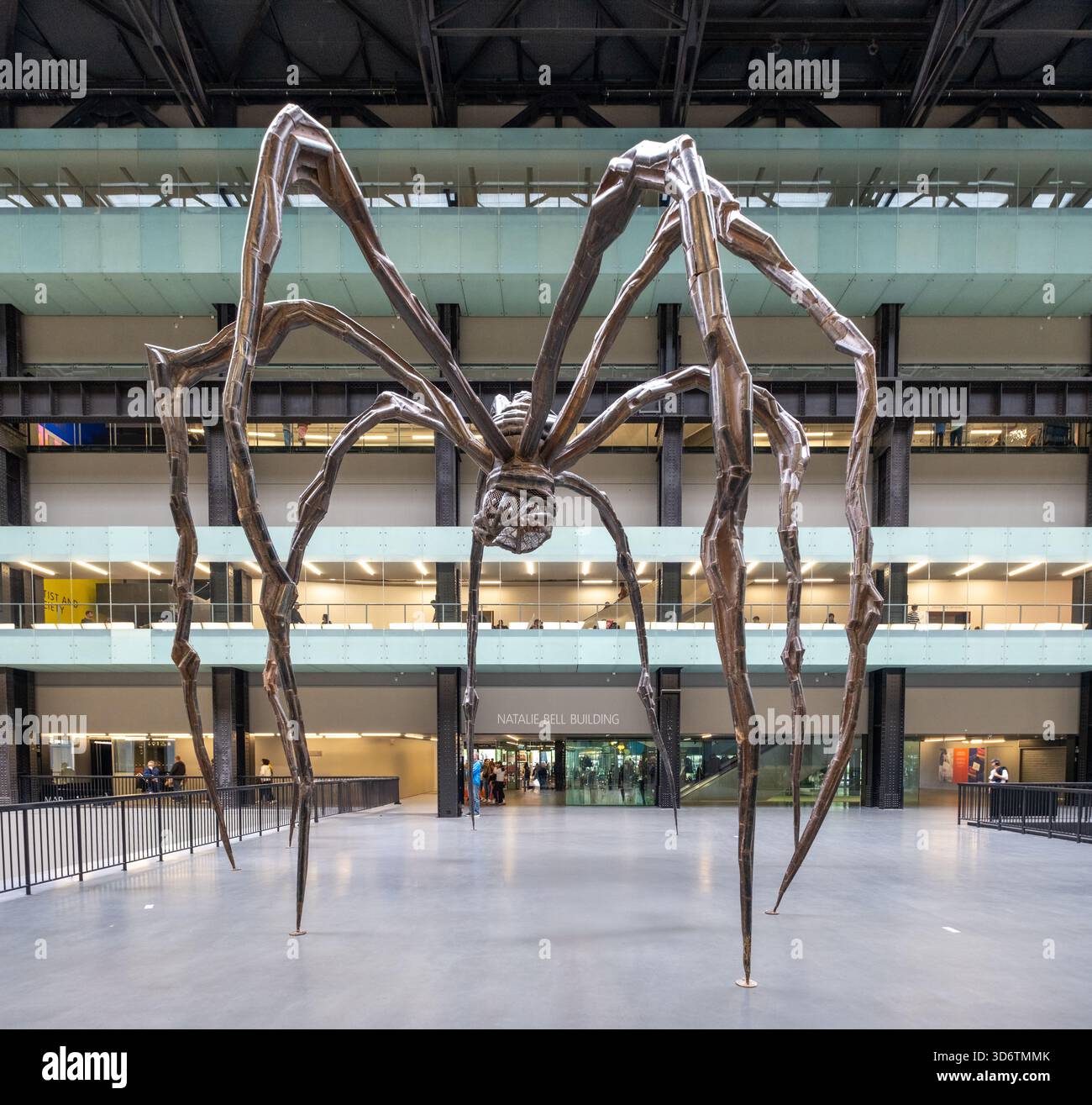Maman spider sculpture by Louise Bourgeois at Tate Modern Stock Photo ...