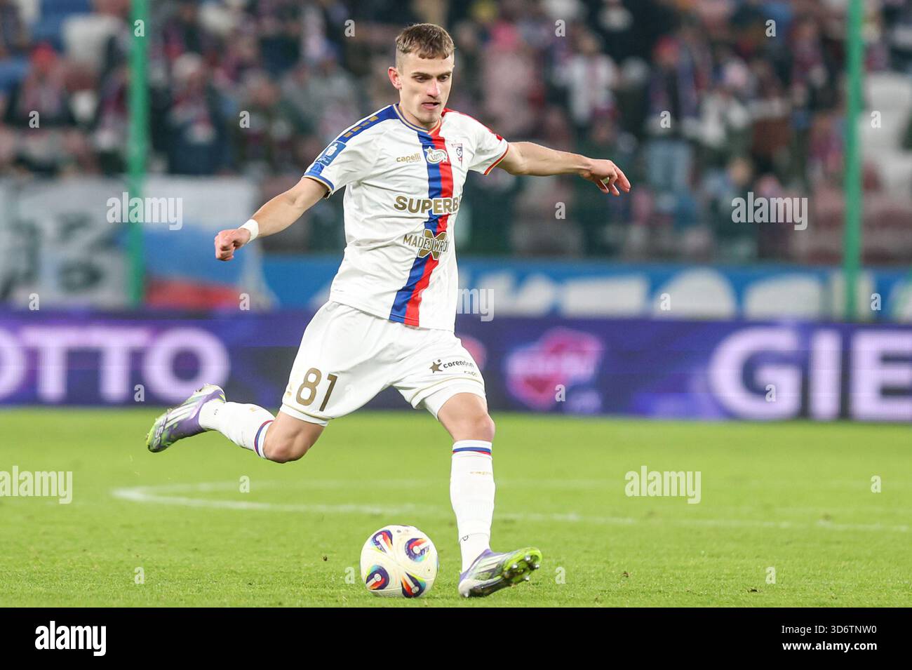 21.11.2025, Zabrze Mecz PKO Ekstraklasa sezon 2025/26 Gornik Zabrze ...