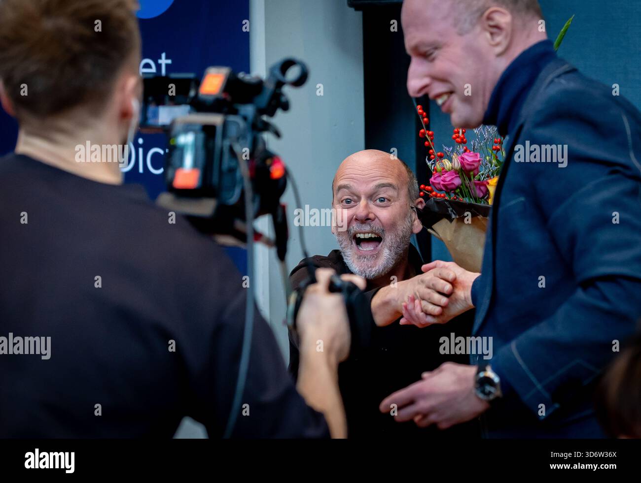 DEURNE - Frank van Pamelen won the prestigious Dutch comedian and ...