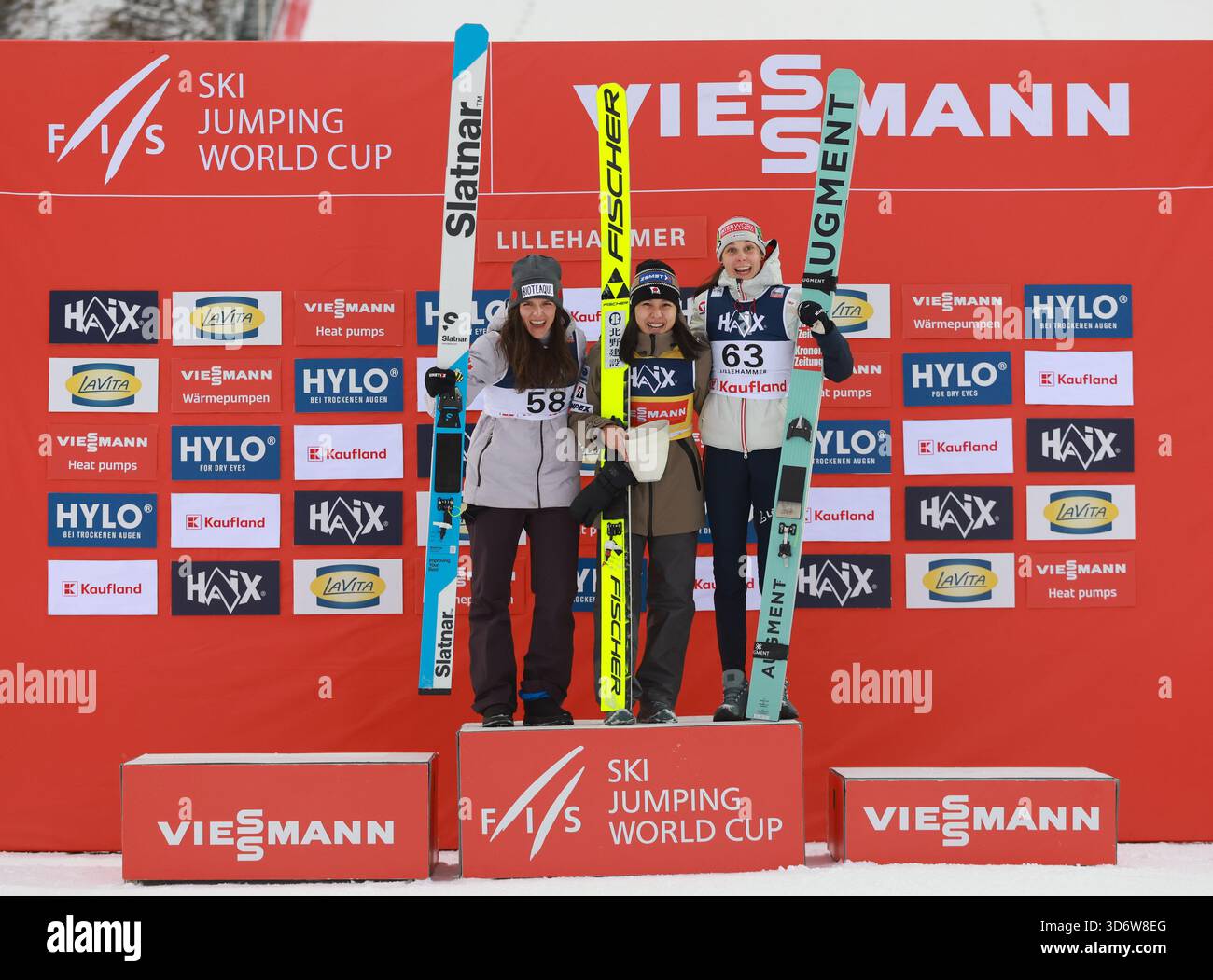(L-R) STRATE Abigail of Canada, silver, MARUYAMA Nozomi of Japan, gold ...