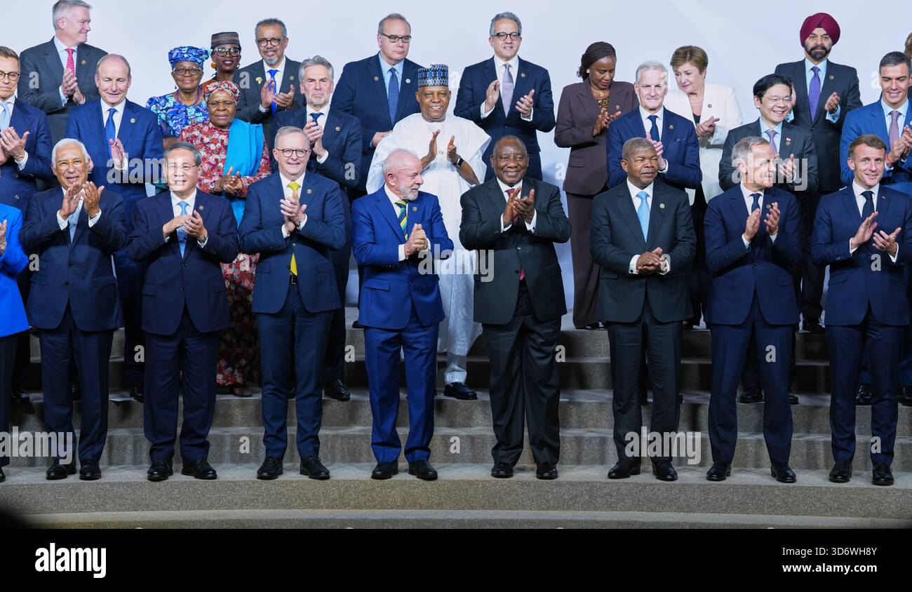 Heads of states gather for a group photo during the G20 leaders' summit ...