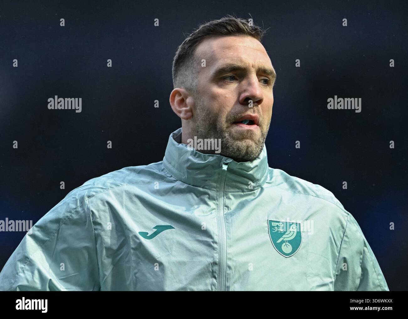 Norwich City's Shane Duffy warms up ahead of the Sky Bet Championship ...